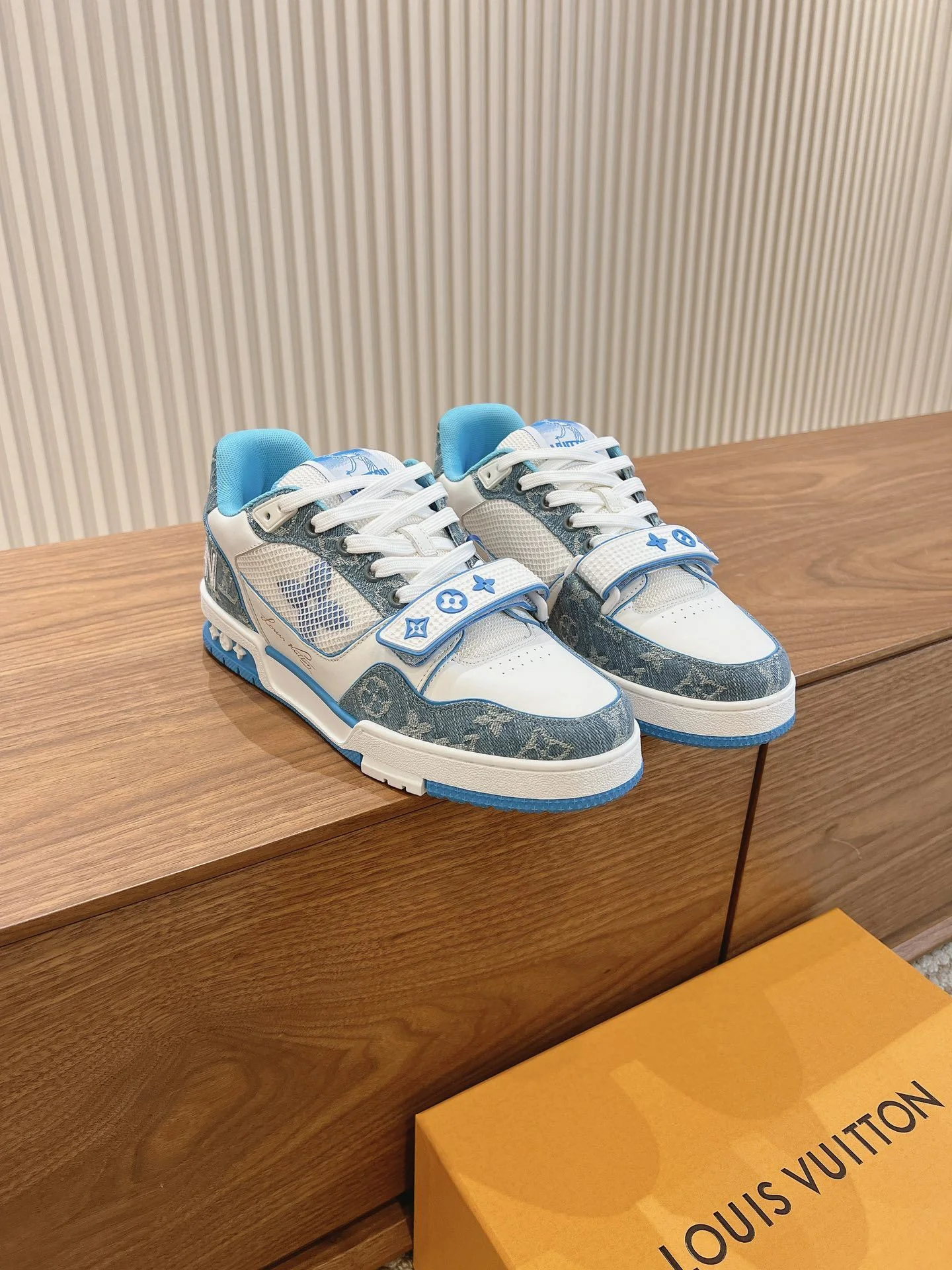 Precise copy Louis Vuitton Trainer Sneaker