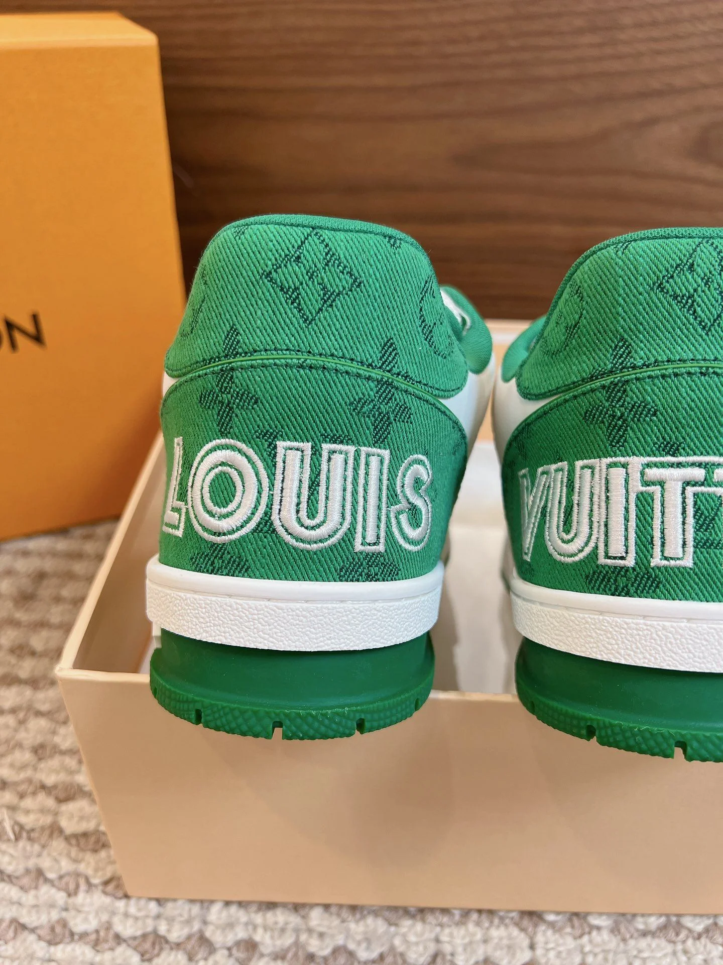 Low-cost Louis Vuitton Trainer Sneaker