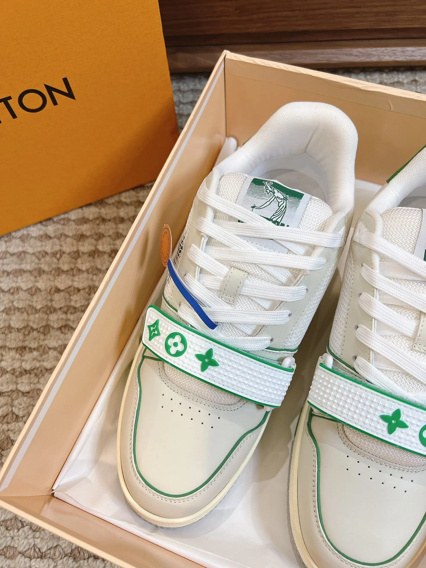 Factory-made Louis Vuitton Trainer Sneaker