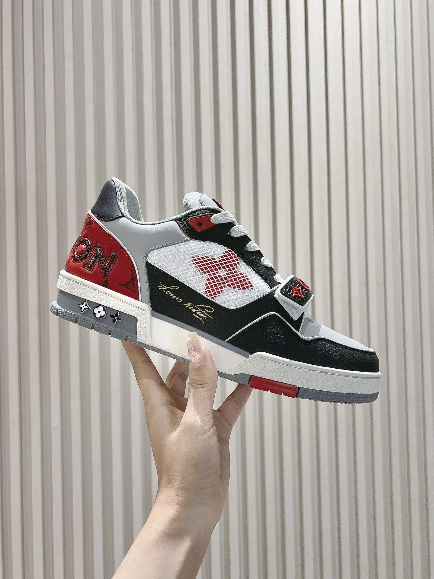 Louis Vuitton Trainer Sneaker