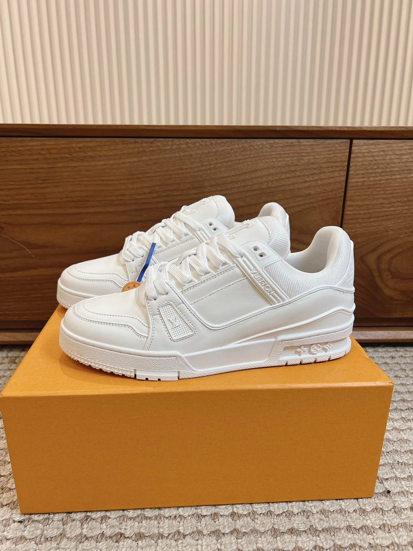 OEM Louis Vuitton Trainer Sneaker