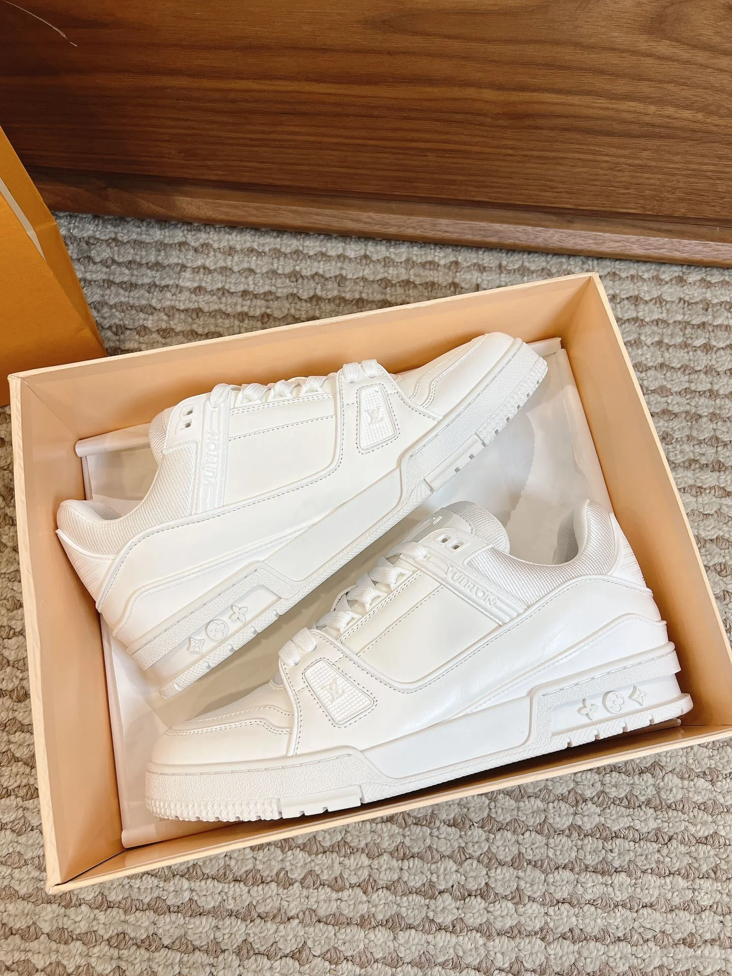 OEM Louis Vuitton Trainer Sneaker