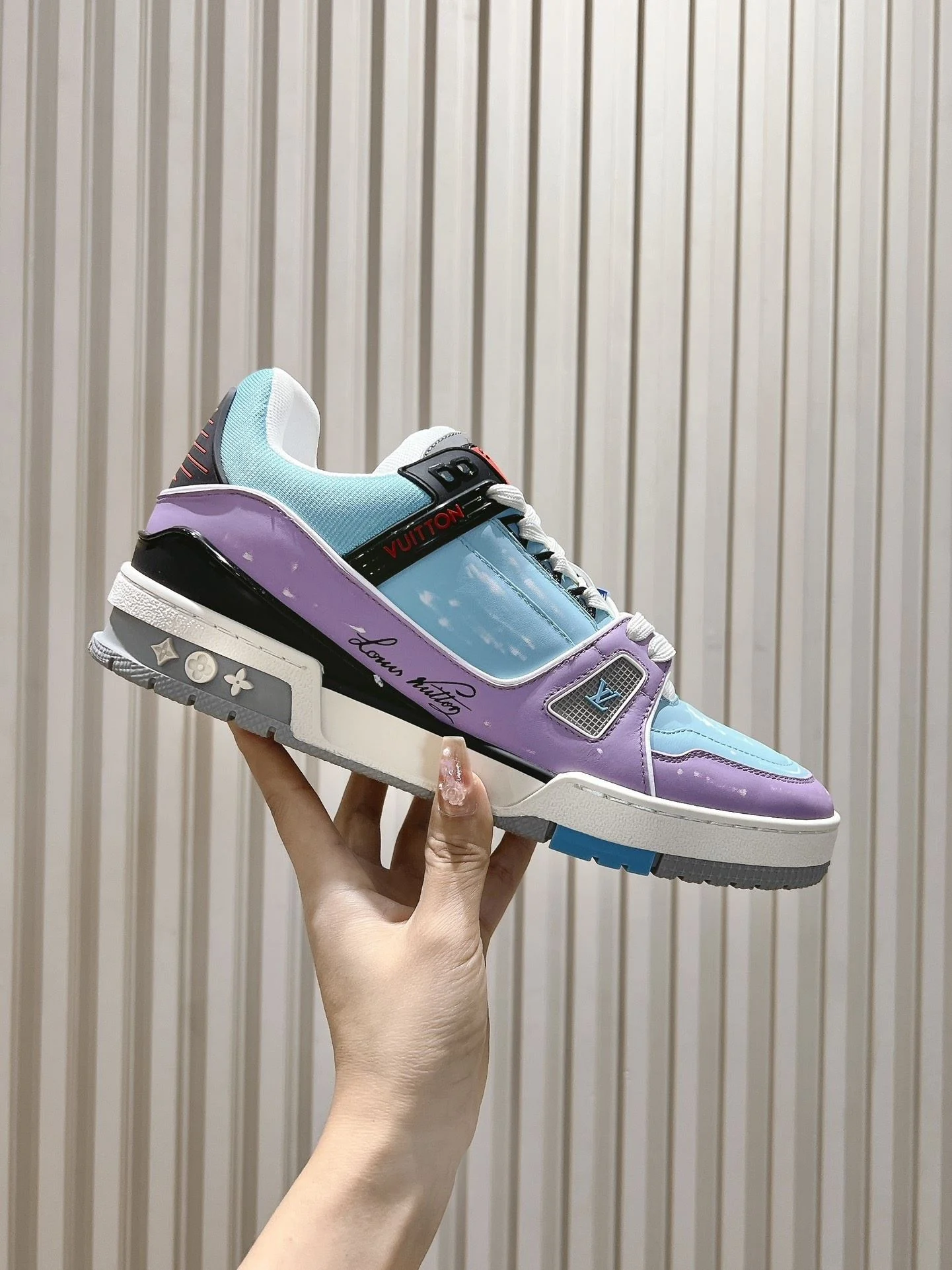 Louis Vuitton Trainer Sneaker