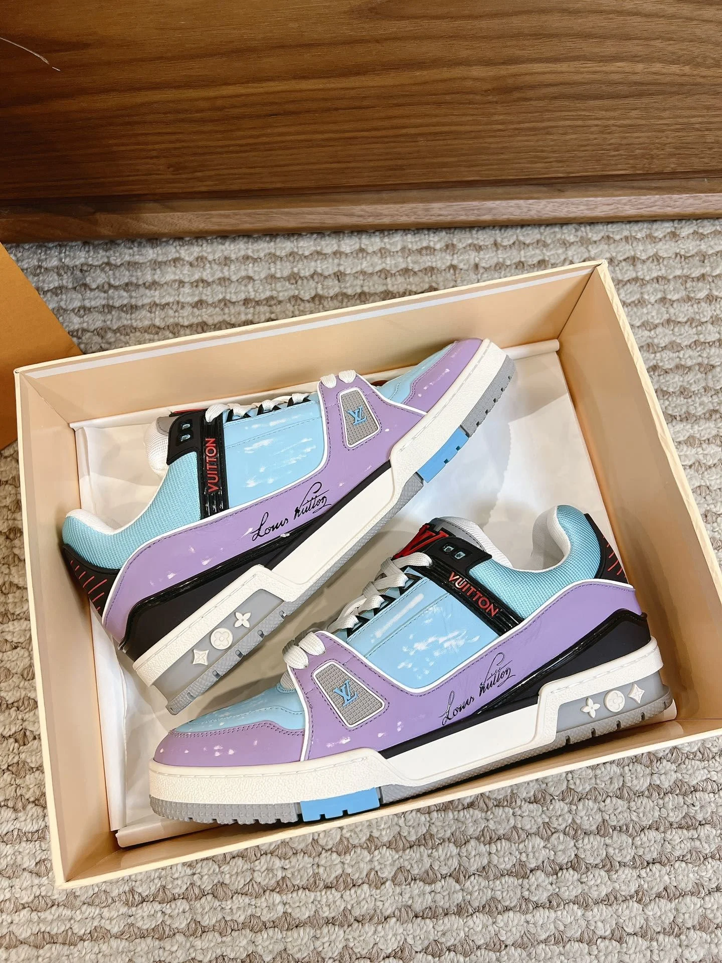 Bargain Louis Vuitton Trainer Sneaker