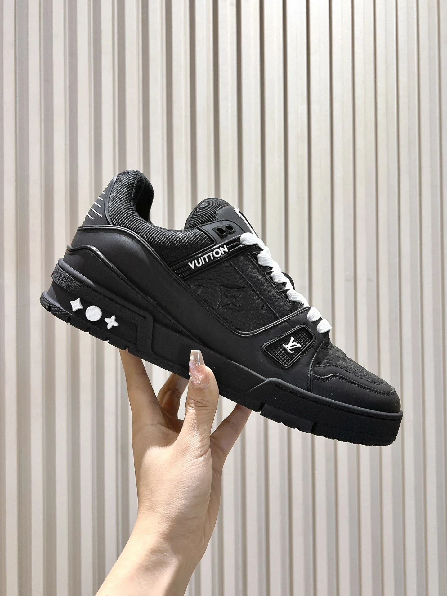 Louis Vuitton Trainer Sneaker