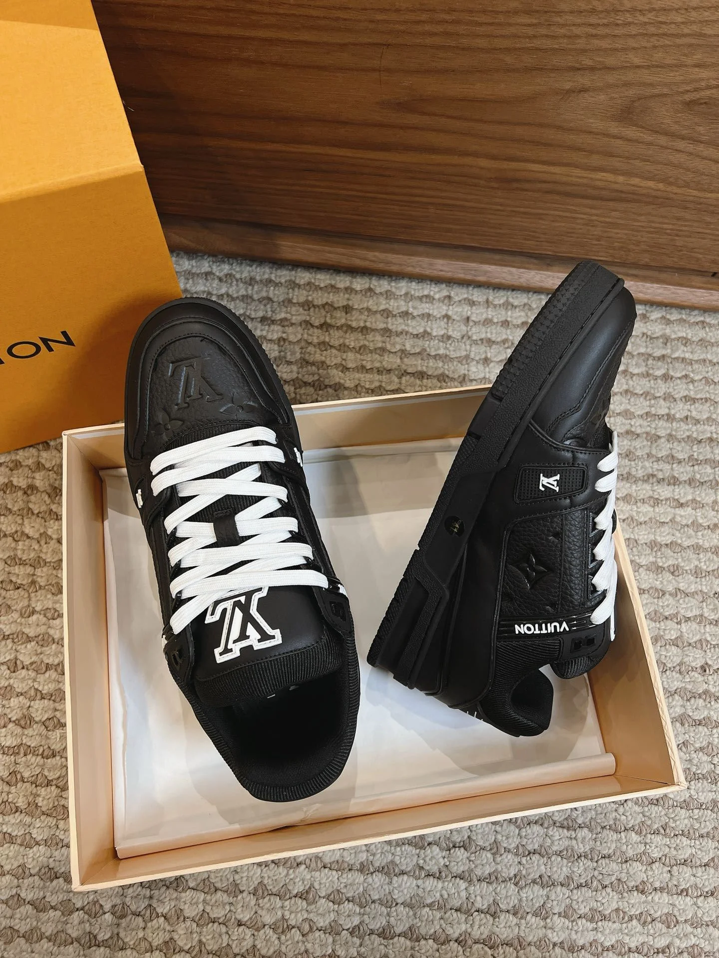 Cut-rate Louis Vuitton Trainer Sneaker