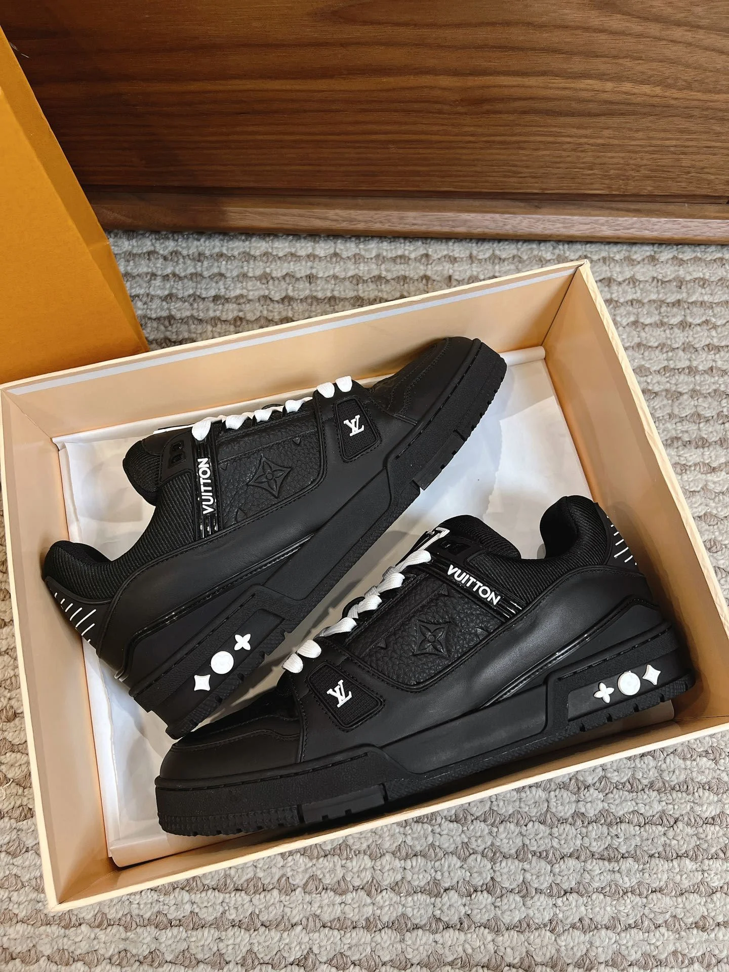 Cut-rate Louis Vuitton Trainer Sneaker