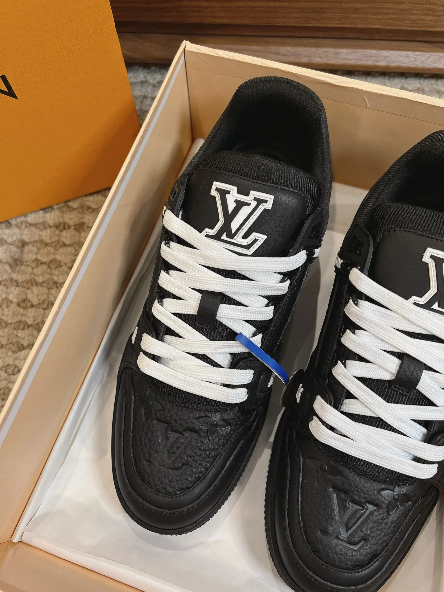 Cut-rate Louis Vuitton Trainer Sneaker