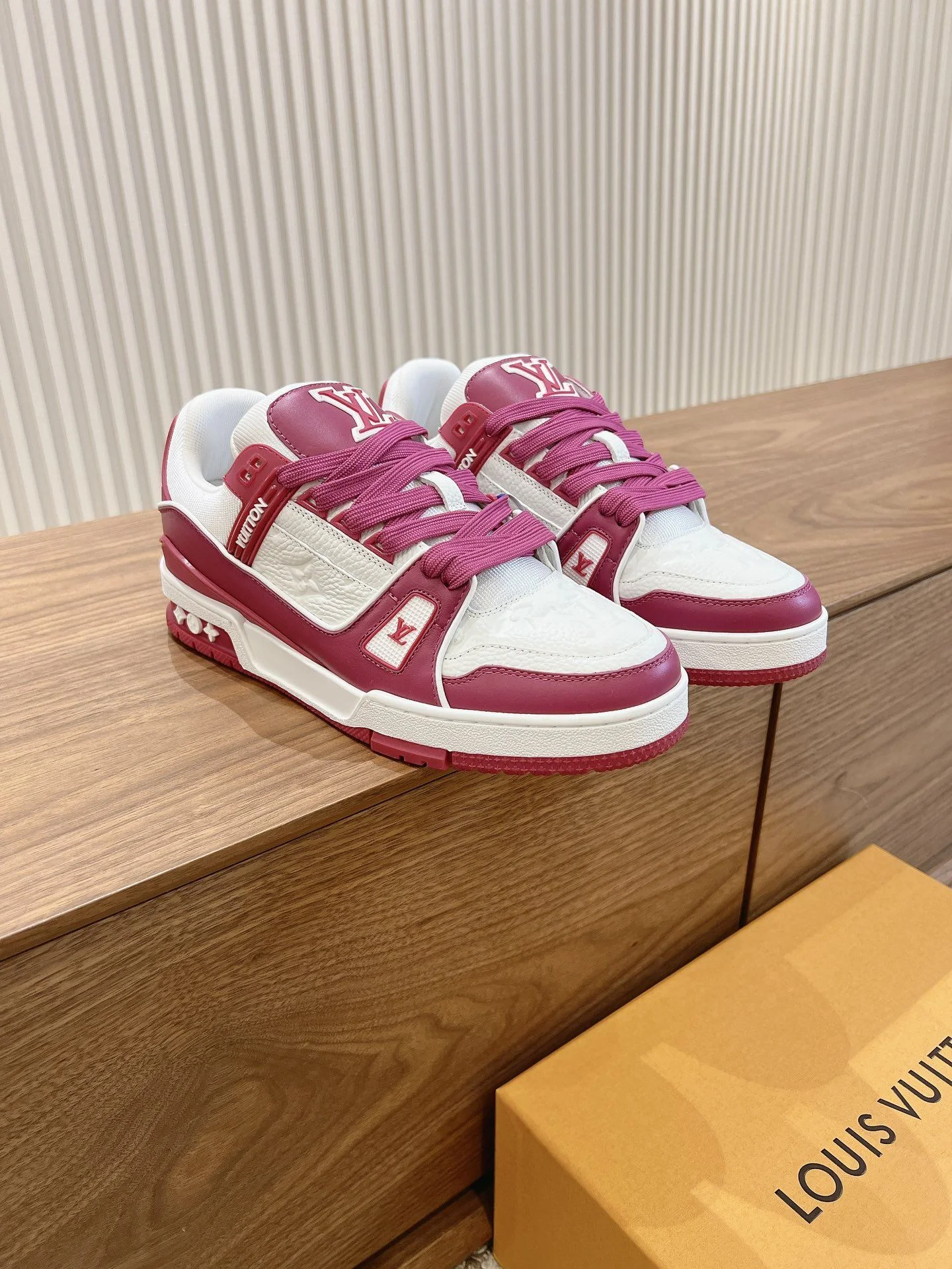 Top mirror Louis Vuitton Trainer Sneaker