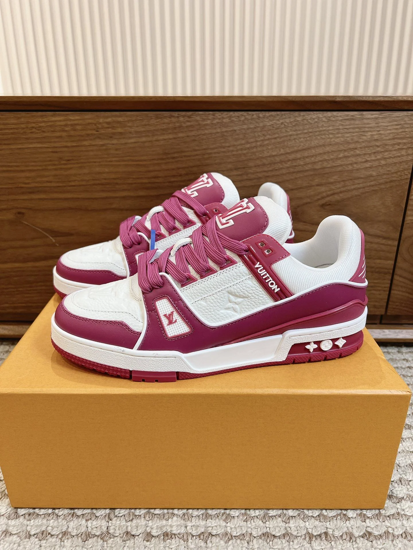 Top mirror Louis Vuitton Trainer Sneaker