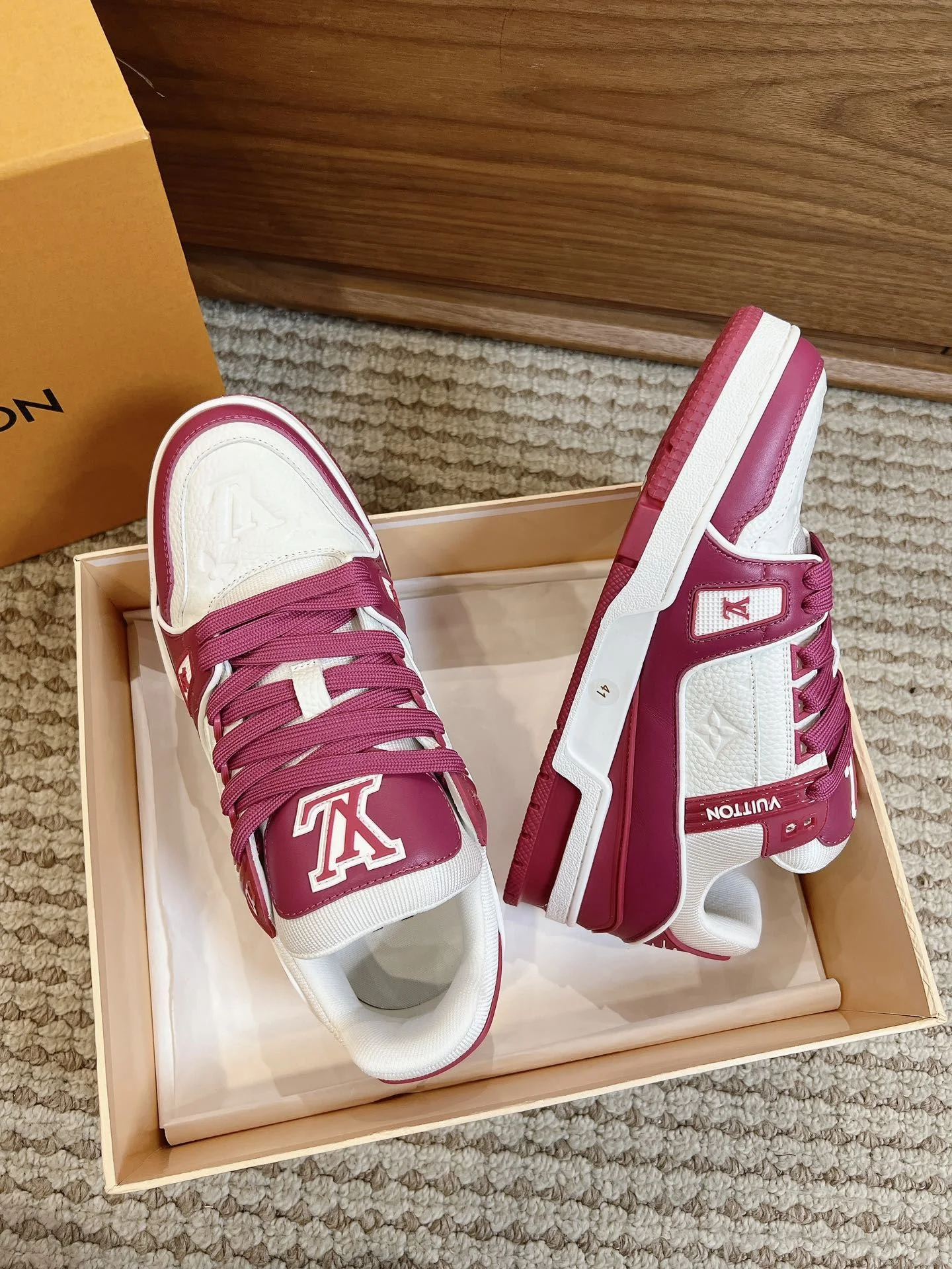 Top mirror Louis Vuitton Trainer Sneaker