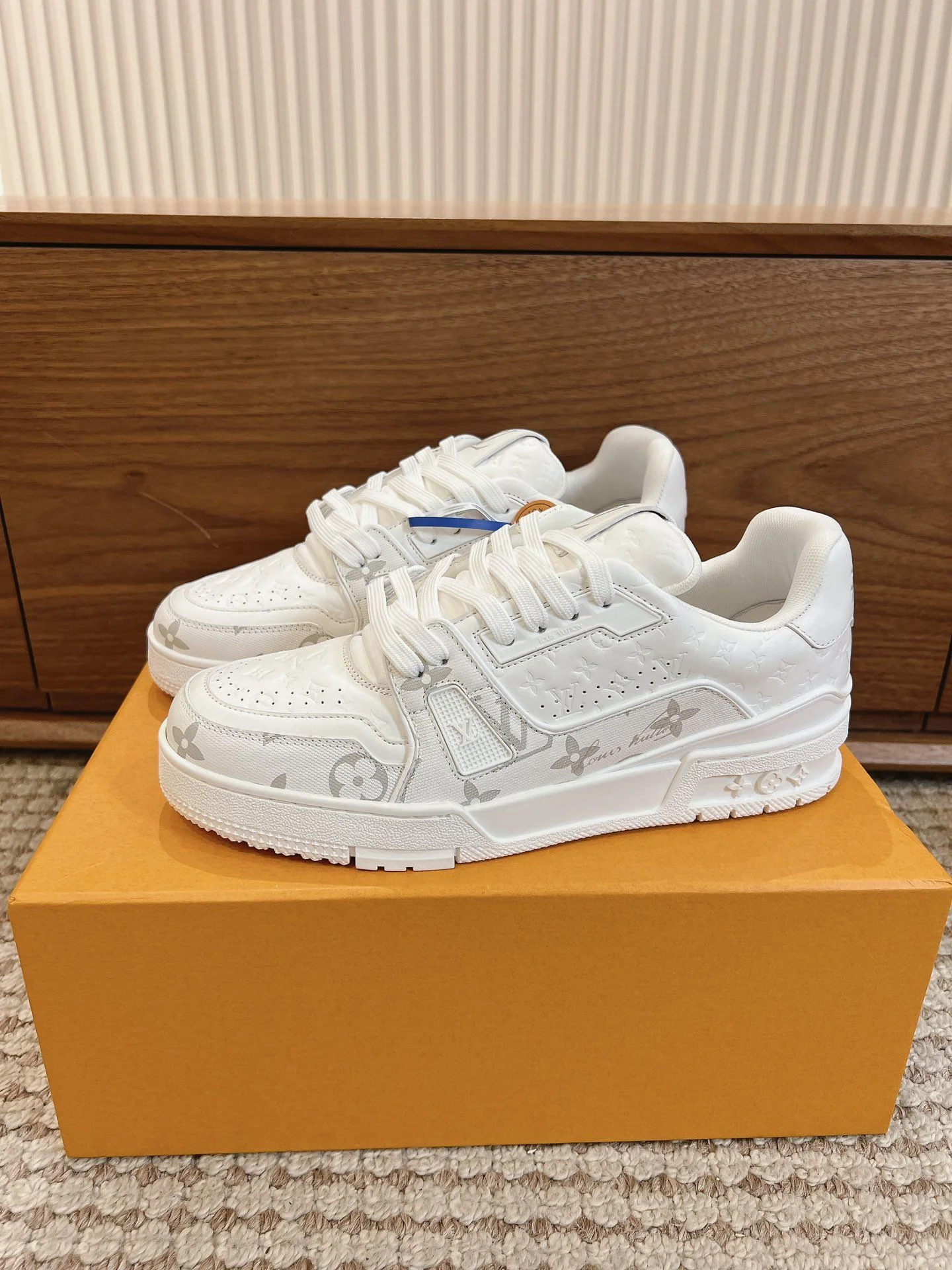 Top mirror Louis Vuitton Trainer Sneaker