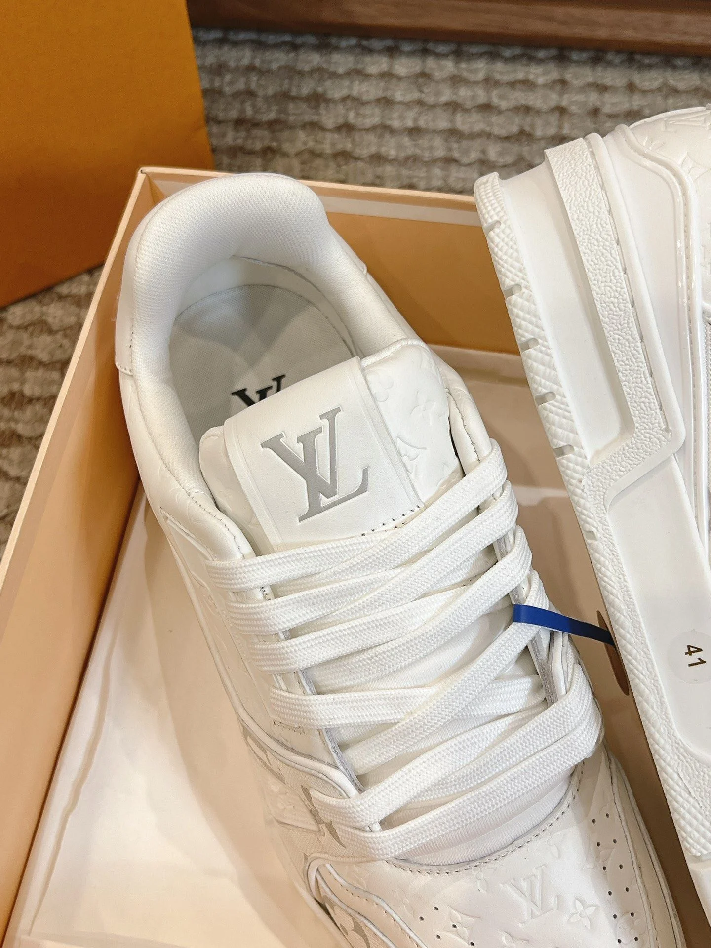 Top mirror Louis Vuitton Trainer Sneaker