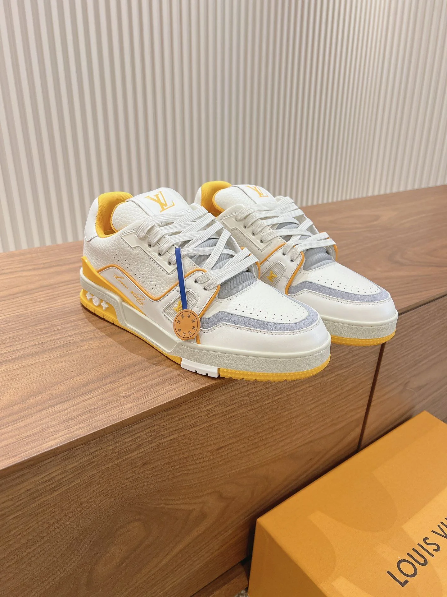 Authentic Louis Vuitton Trainer Sneaker