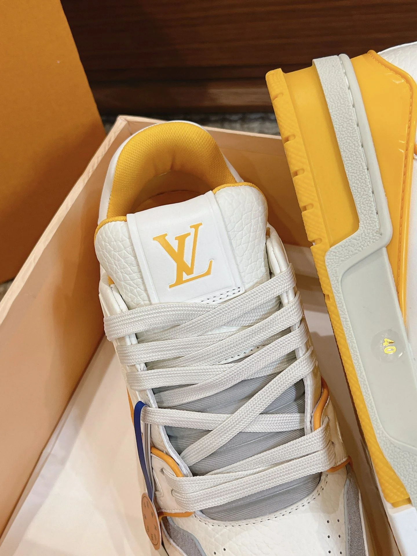 Authentic Louis Vuitton Trainer Sneaker
