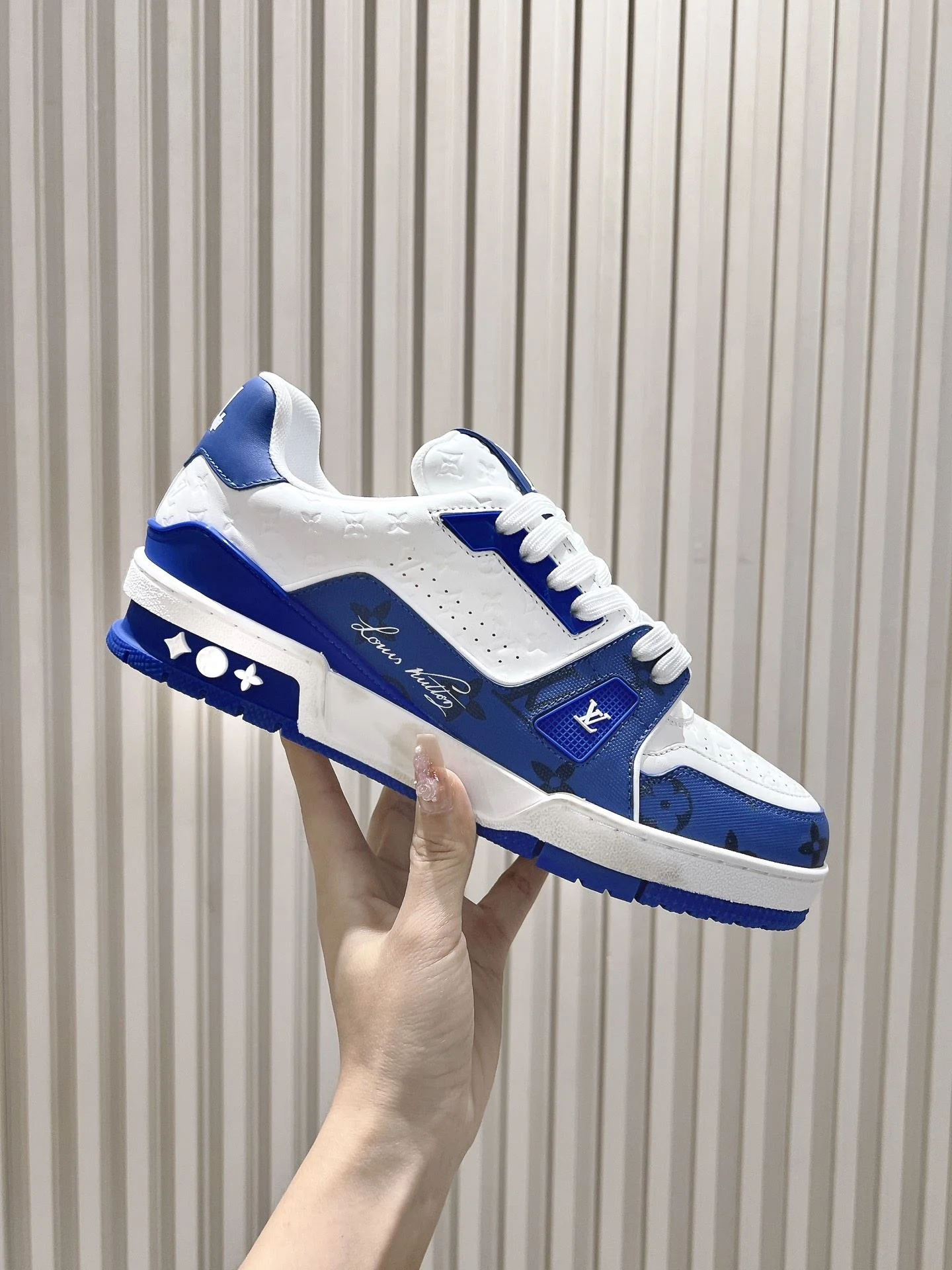 Louis Vuitton Trainer Sneaker