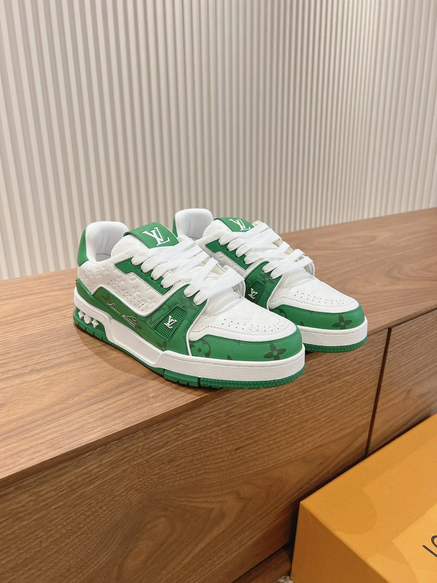 Low-cost Louis Vuitton Trainer Sneaker