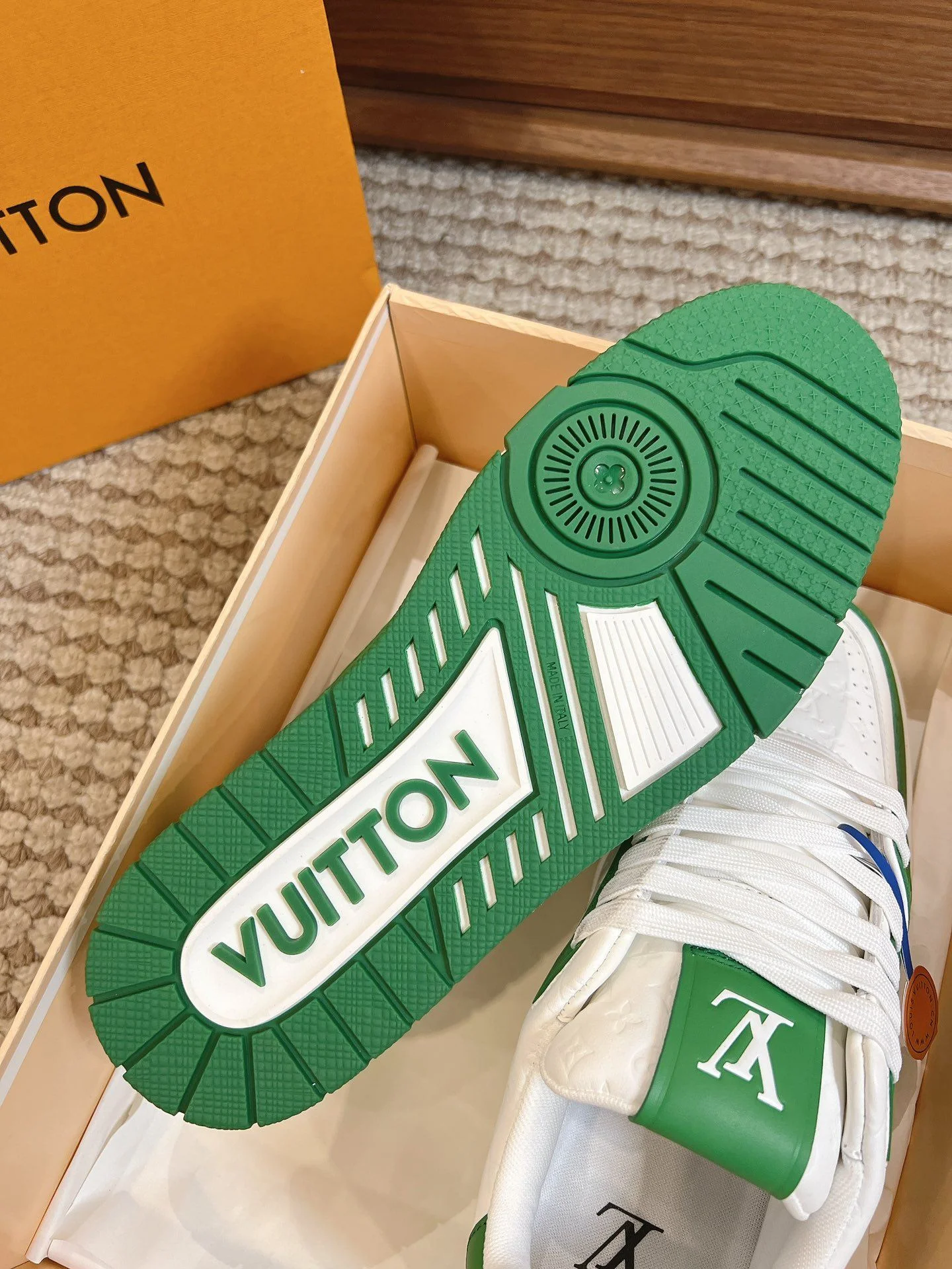 Low-cost Louis Vuitton Trainer Sneaker