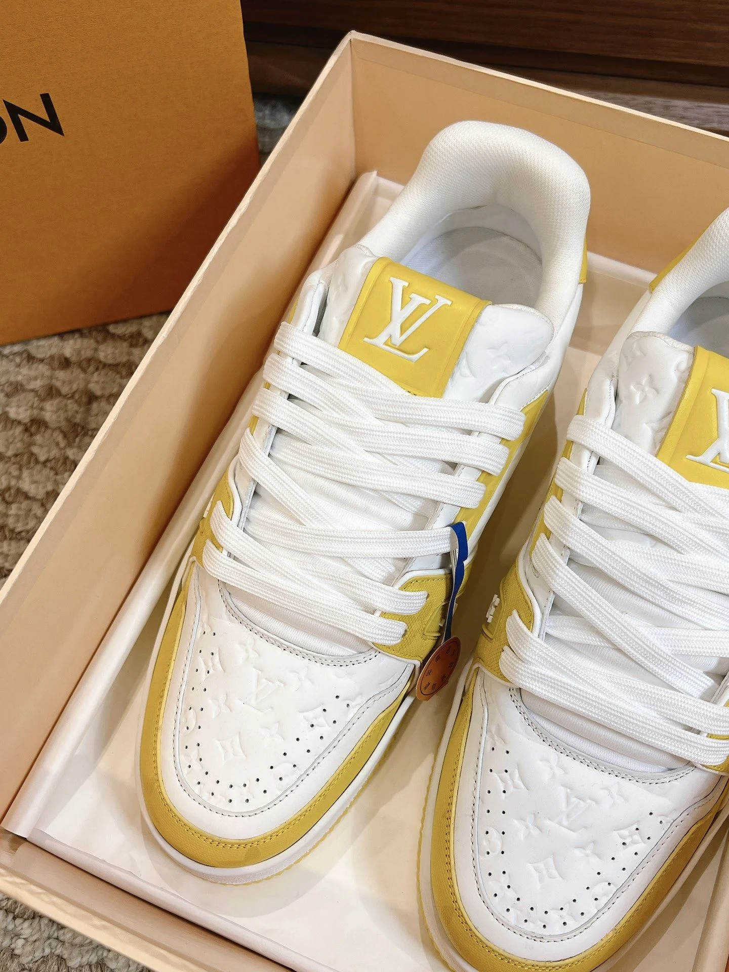 Indistinguishable Louis Vuitton Trainer Sneaker