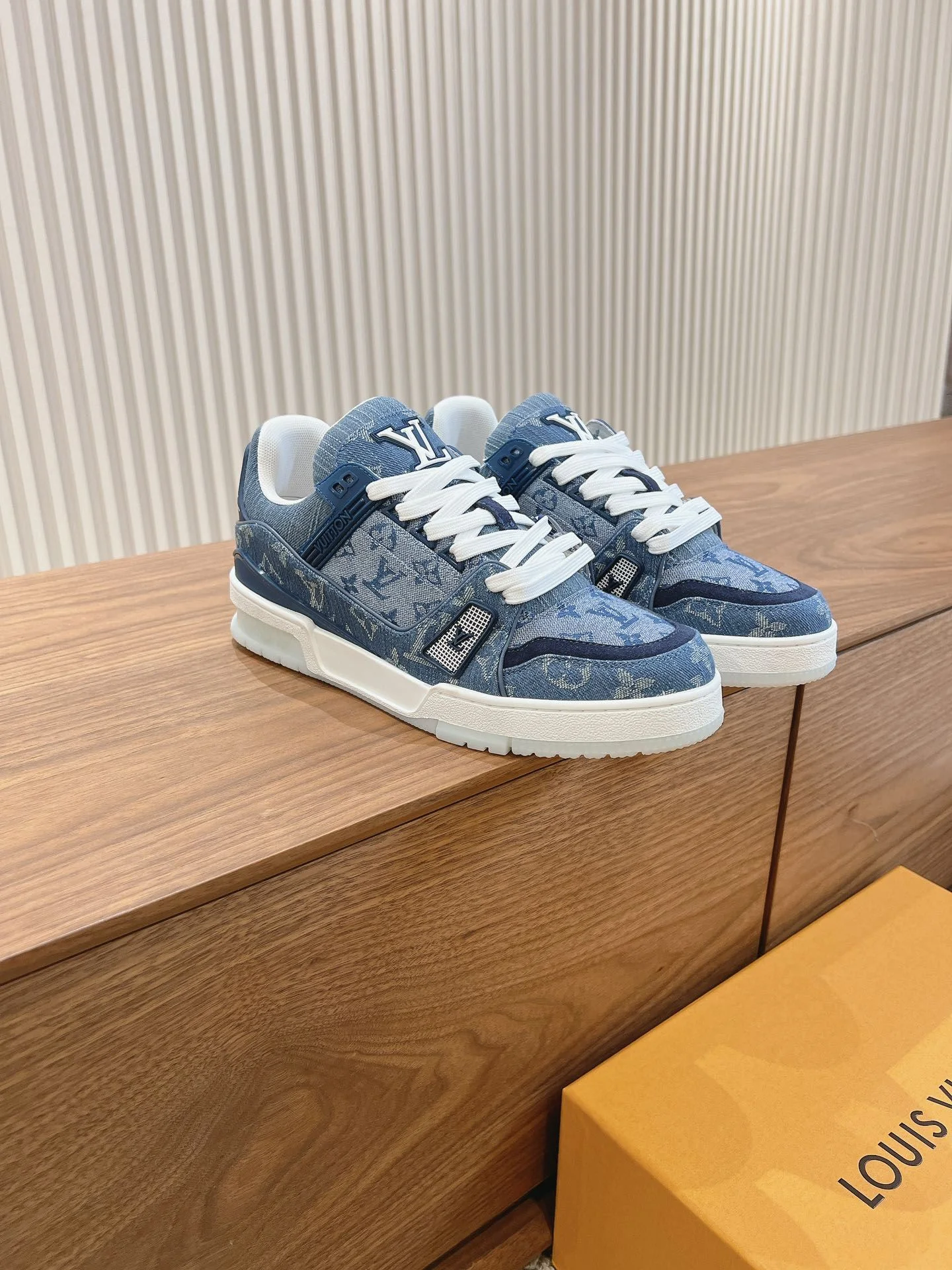 Cut-rate Louis Vuitton Trainer Sneaker