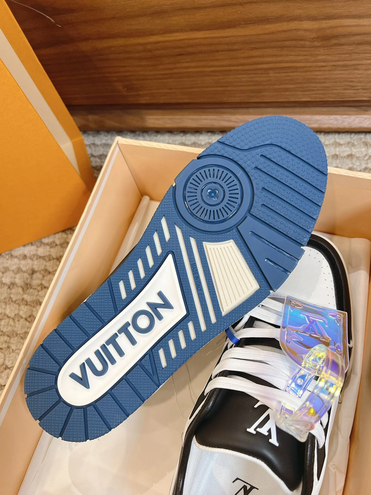 Low-cost Louis Vuitton Trainer Sneaker