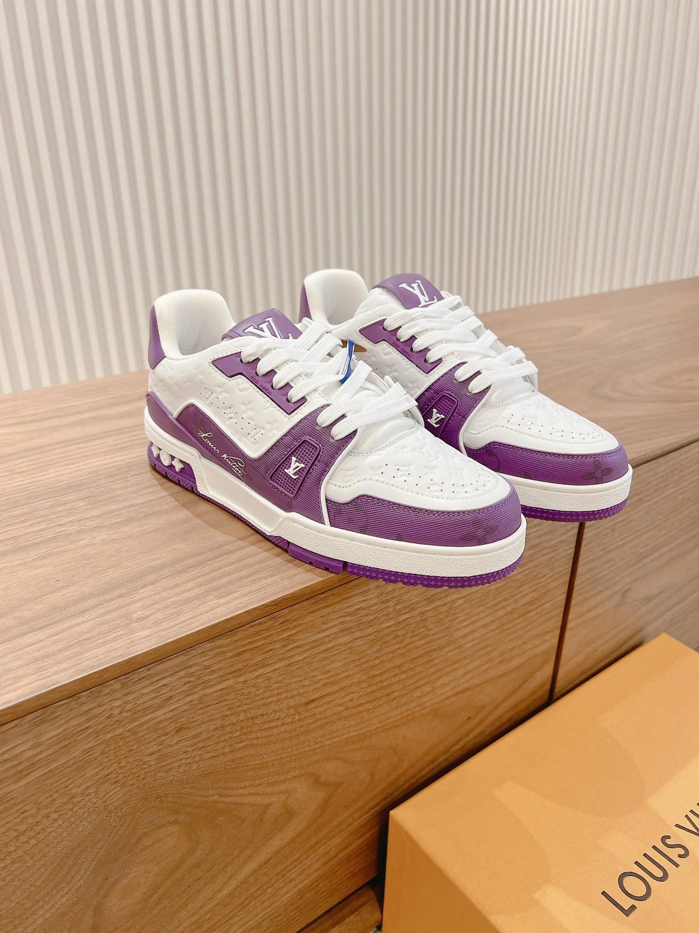 Top match Louis Vuitton Trainer Sneaker