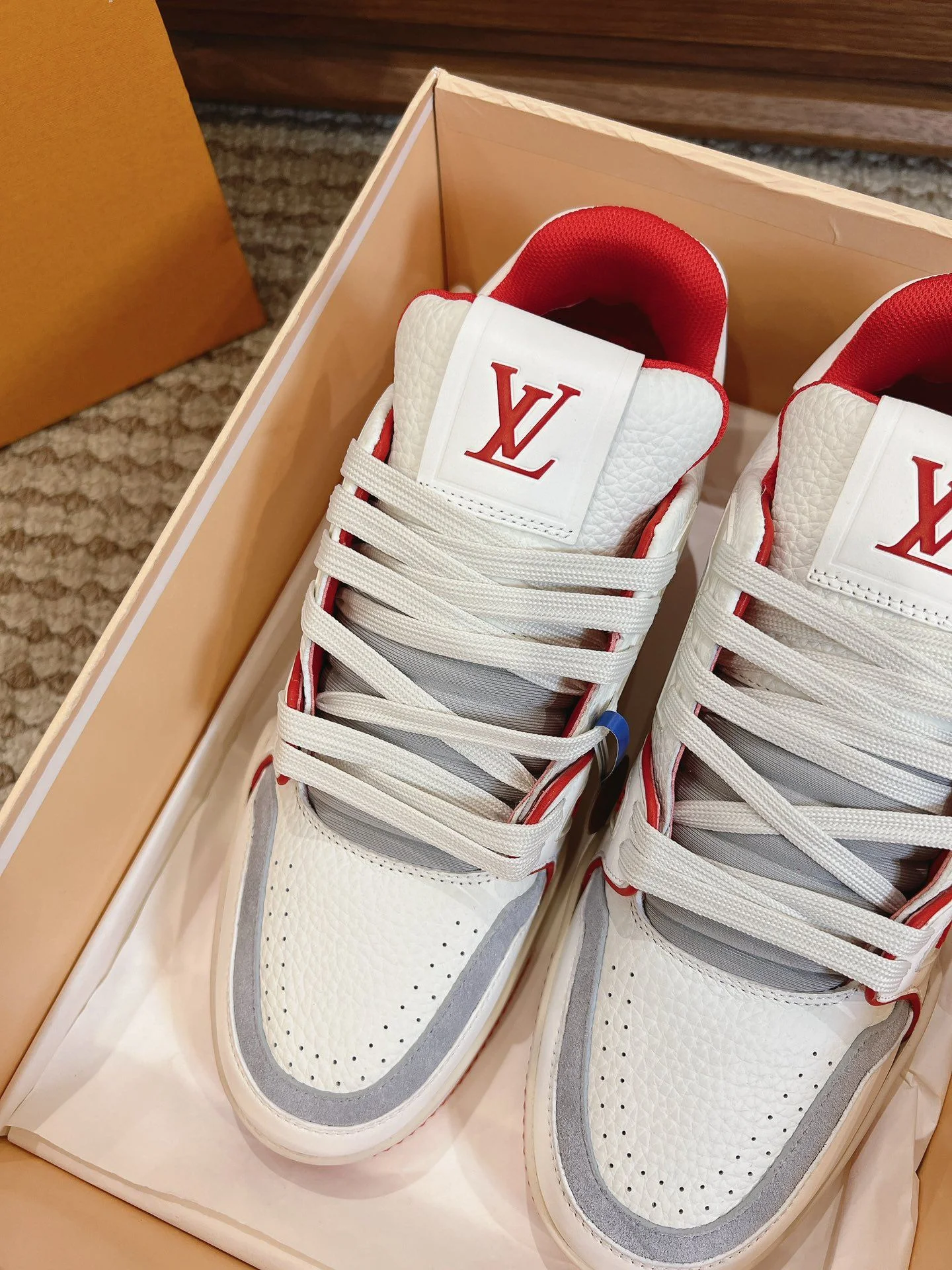 High accuracy Louis Vuitton Trainer Sneaker