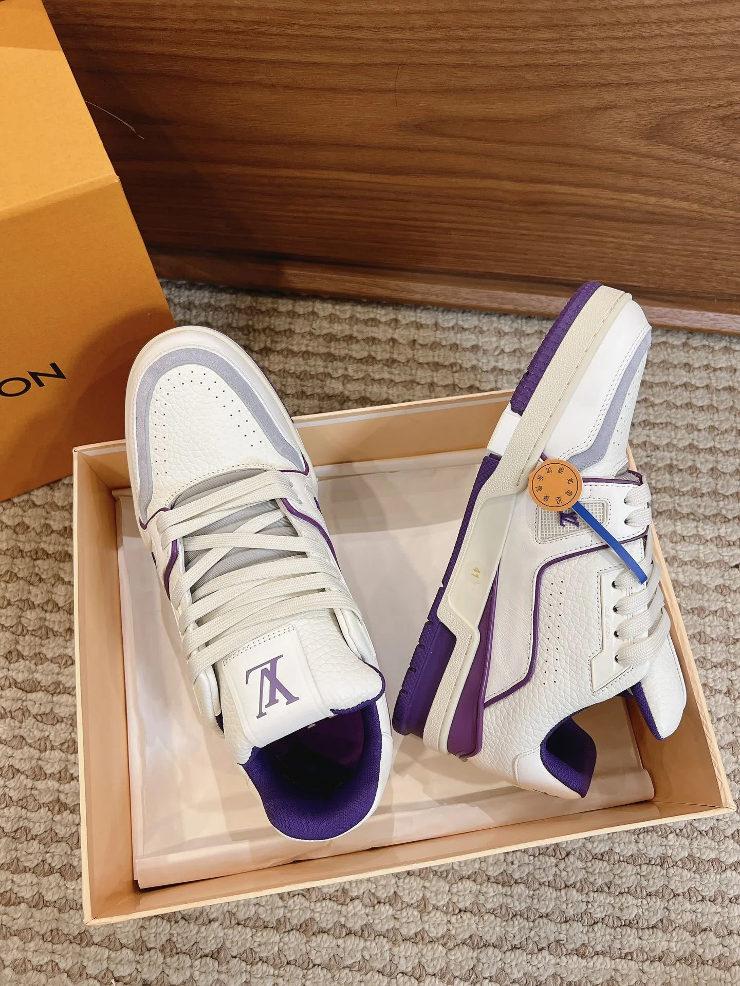 Official Louis Vuitton Trainer Sneaker