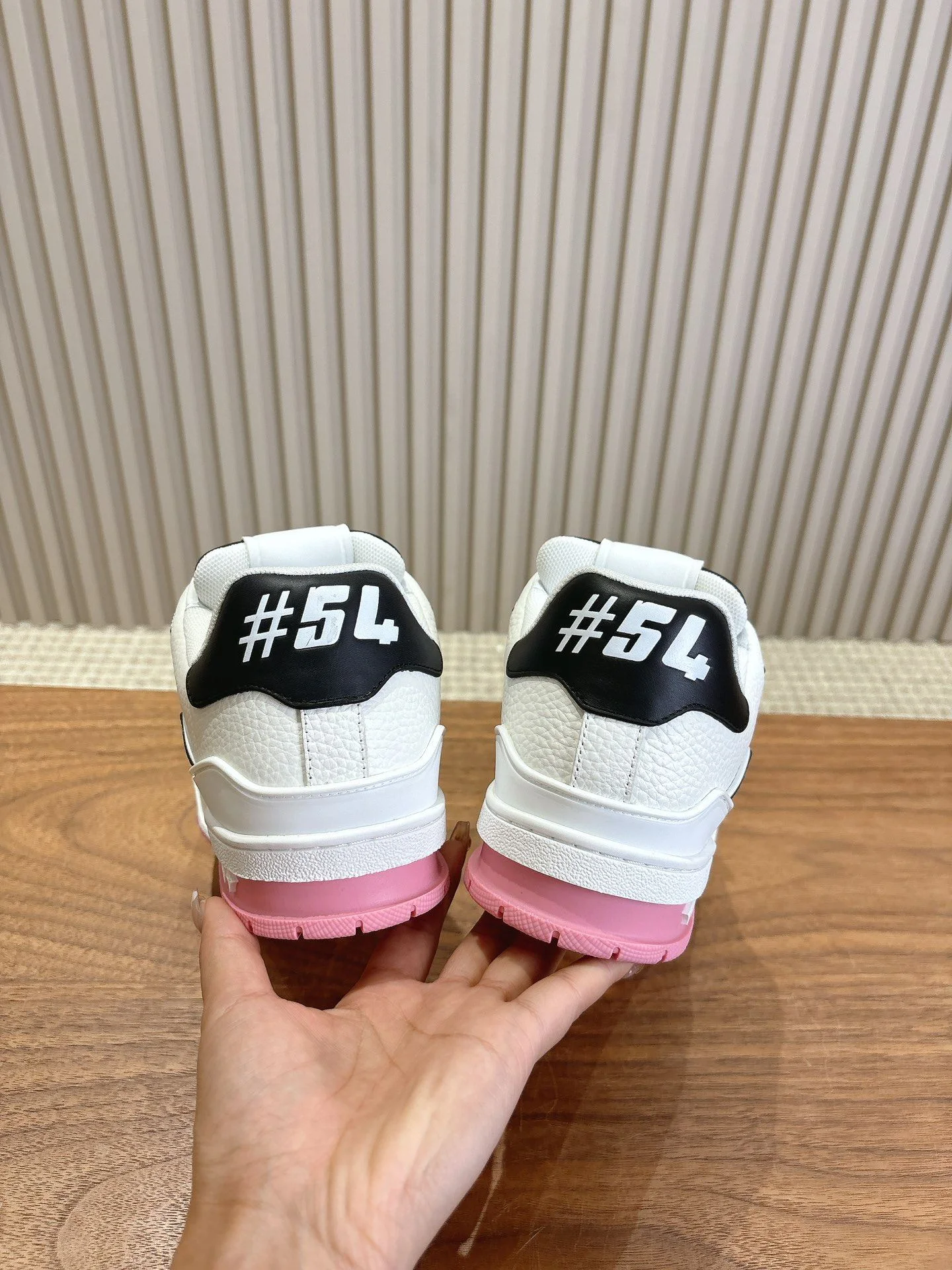 High accuracy Louis Vuitton Trainer Sneaker