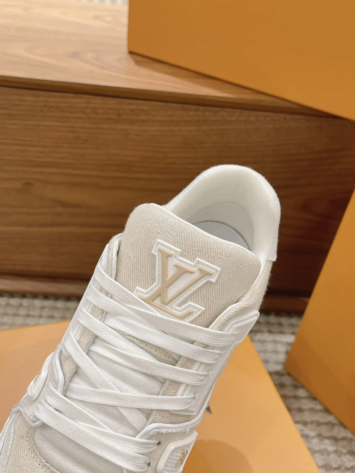 High fidelity Louis Vuitton Trainer Sneaker