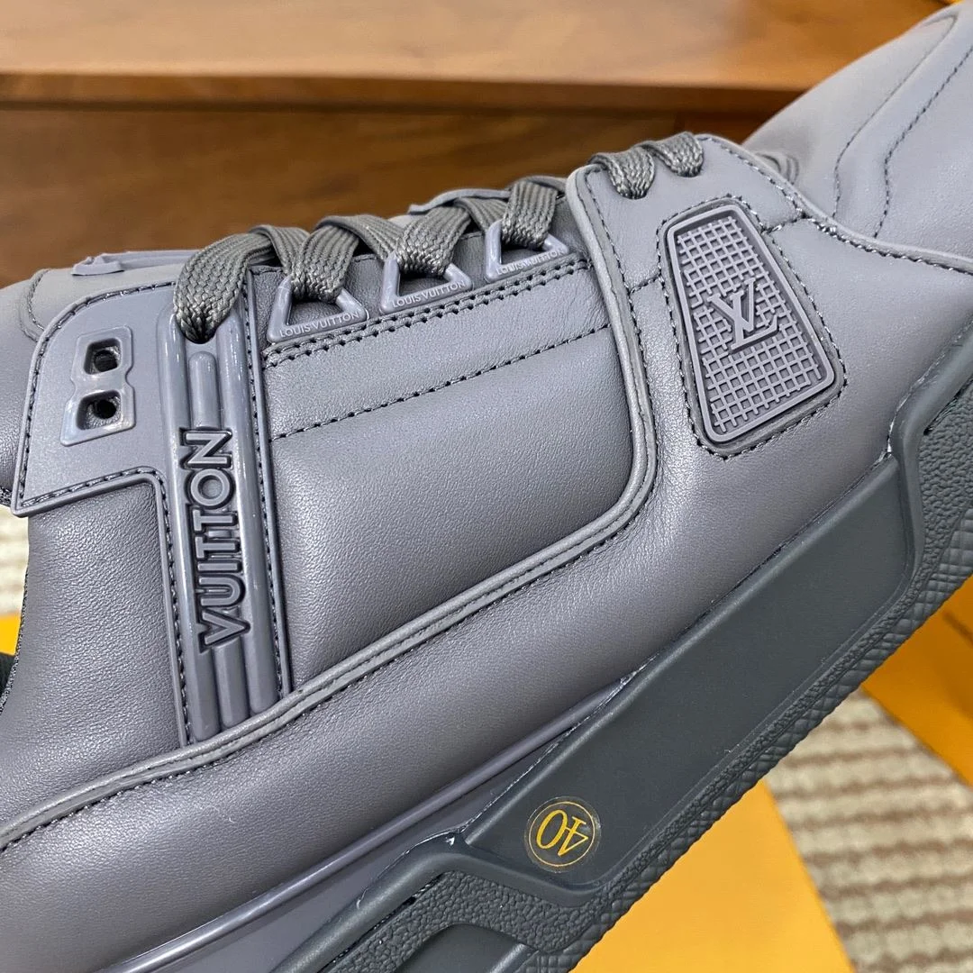 Brand-authenticated Louis Vuitton Trainer Sneaker