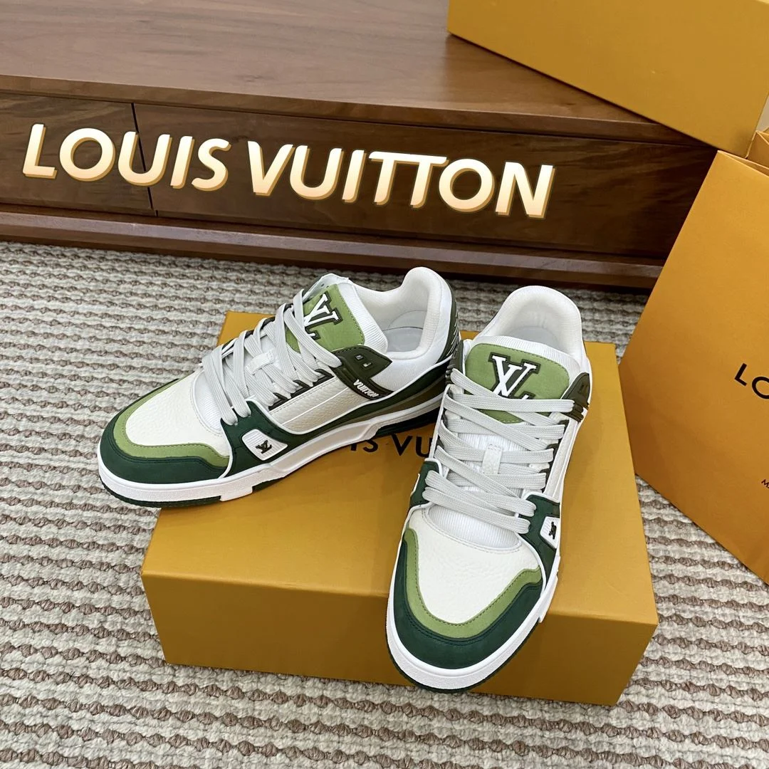 Economical Louis Vuitton Trainer Sneaker