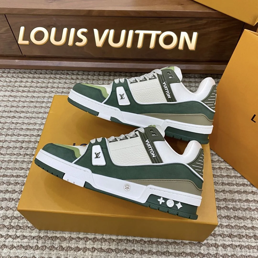 Economical Louis Vuitton Trainer Sneaker