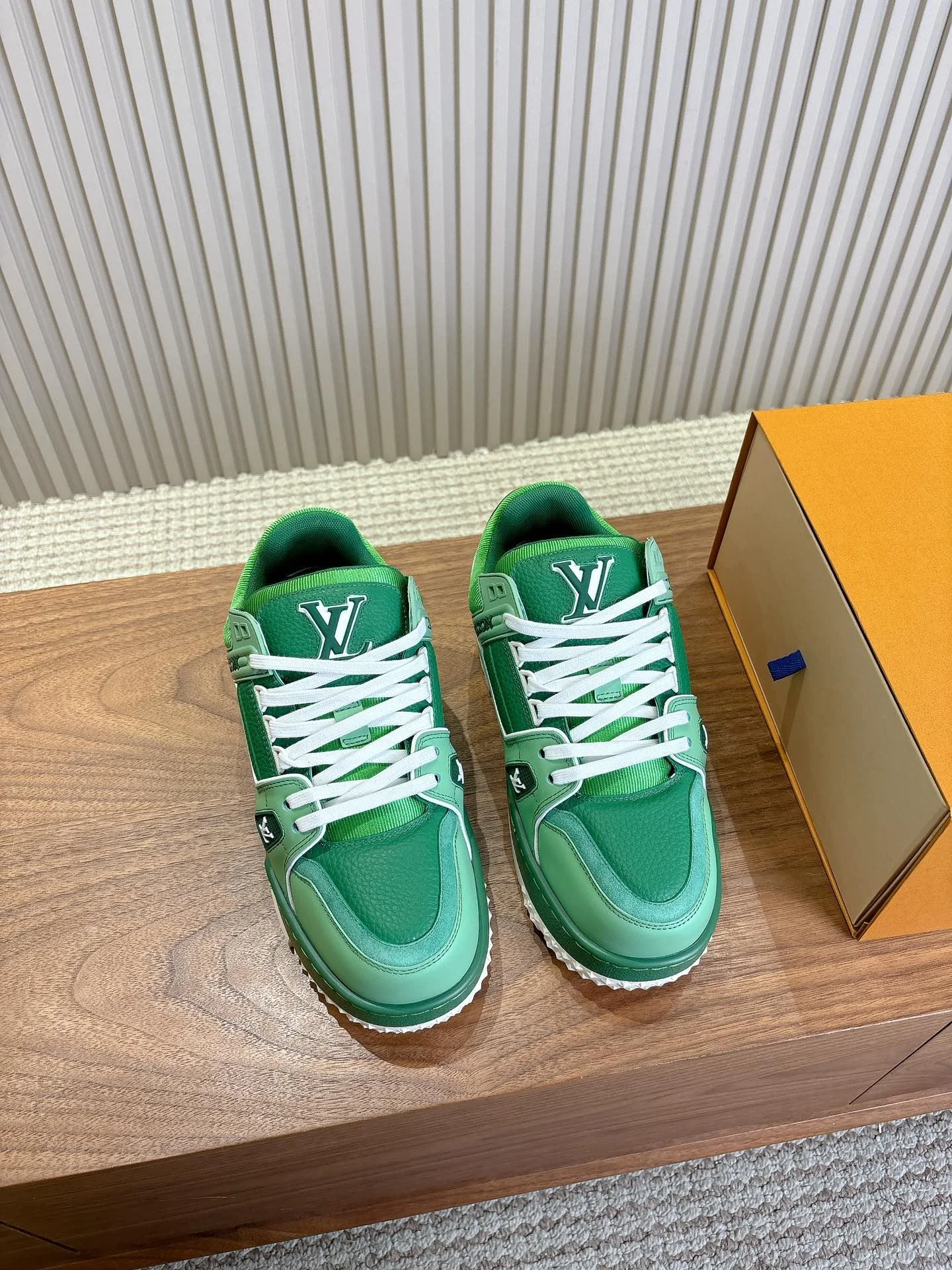 Perfect replica Louis Vuitton Trainer Sneaker