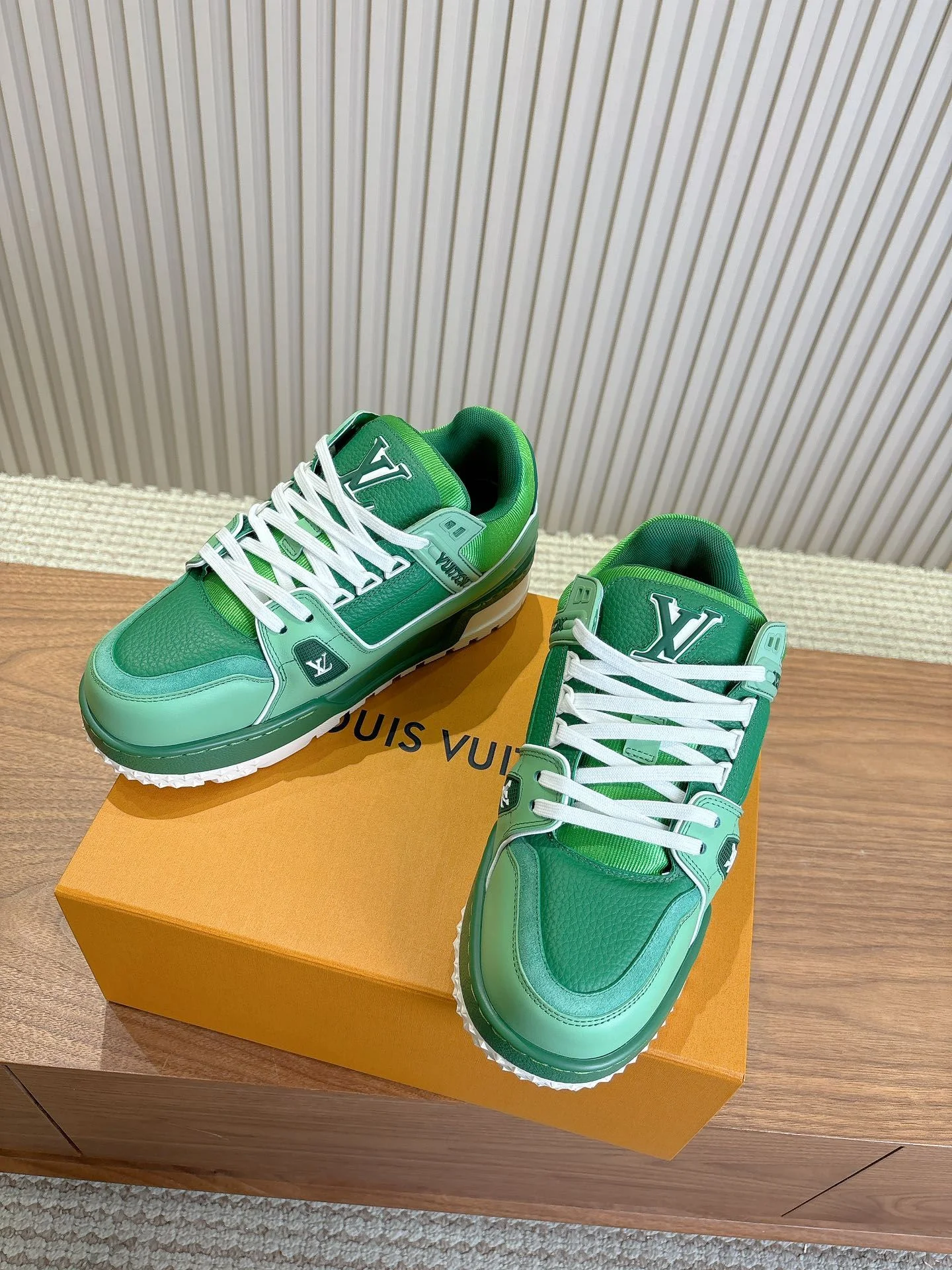 Perfect replica Louis Vuitton Trainer Sneaker