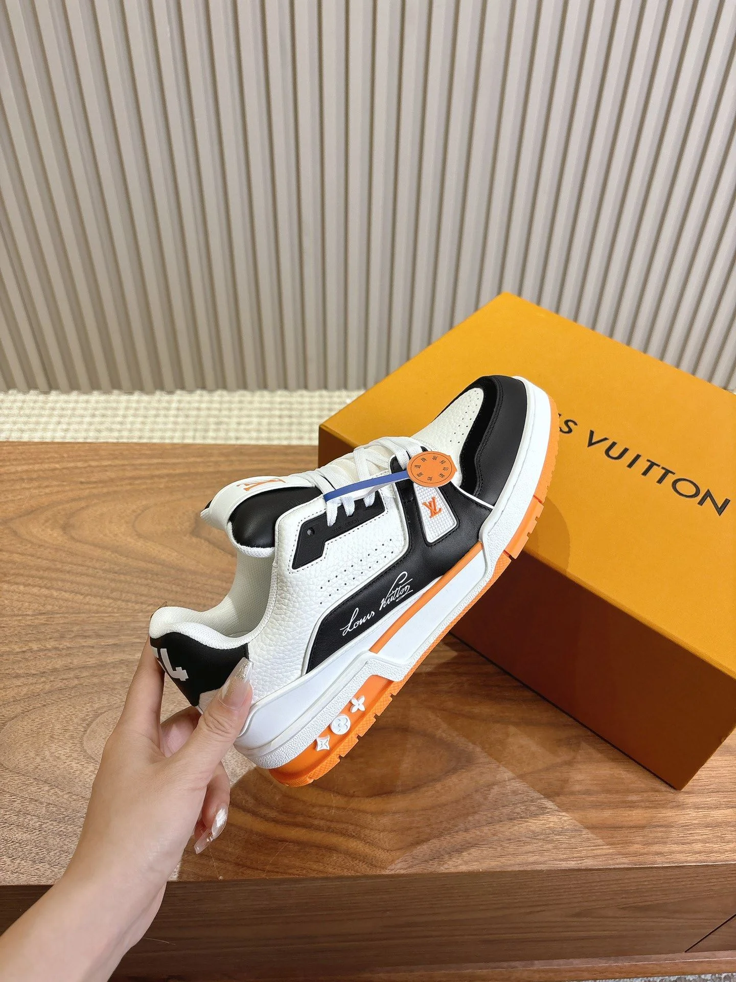 Factory-made Louis Vuitton Trainer Sneaker