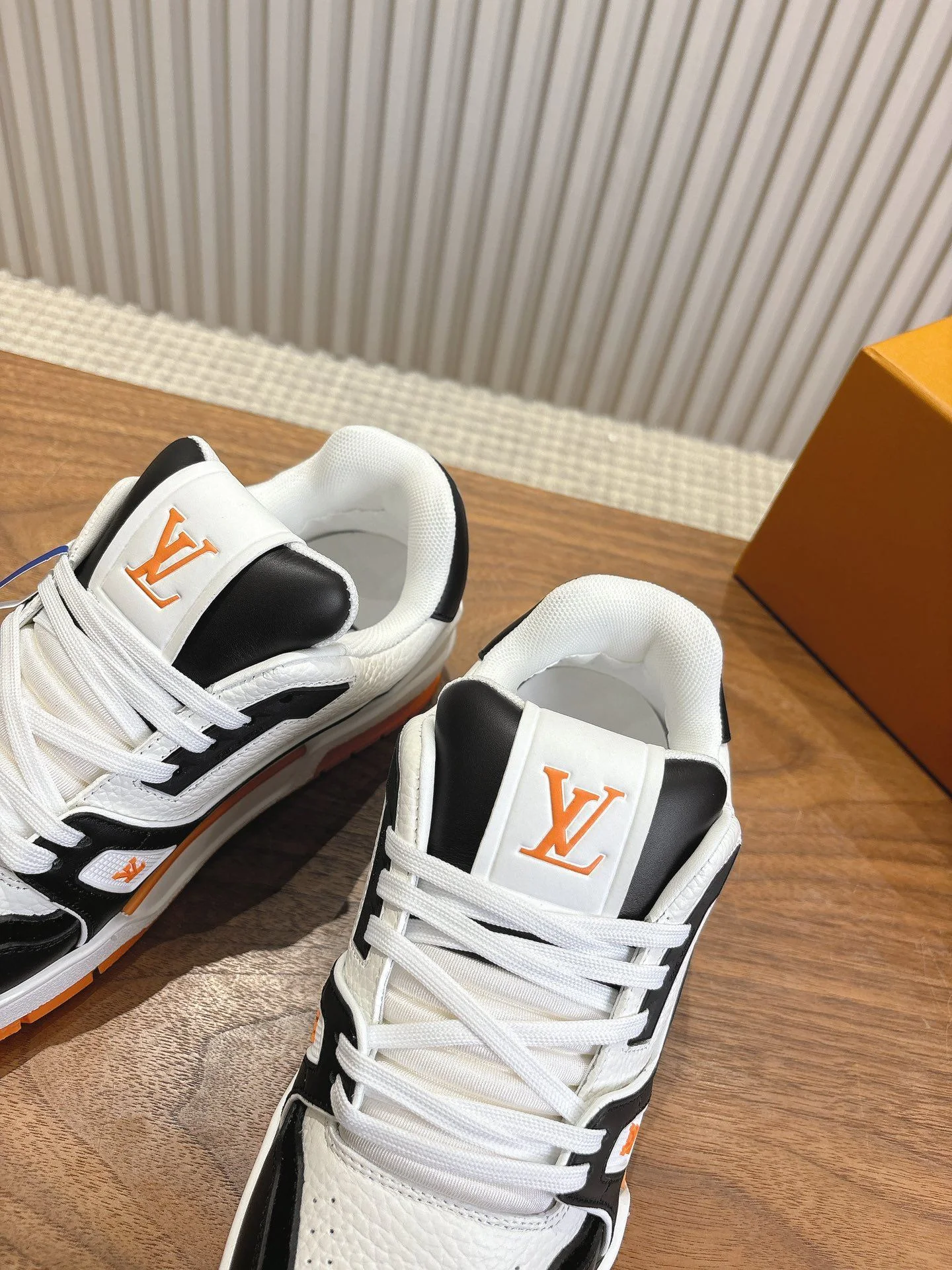 Factory-made Louis Vuitton Trainer Sneaker