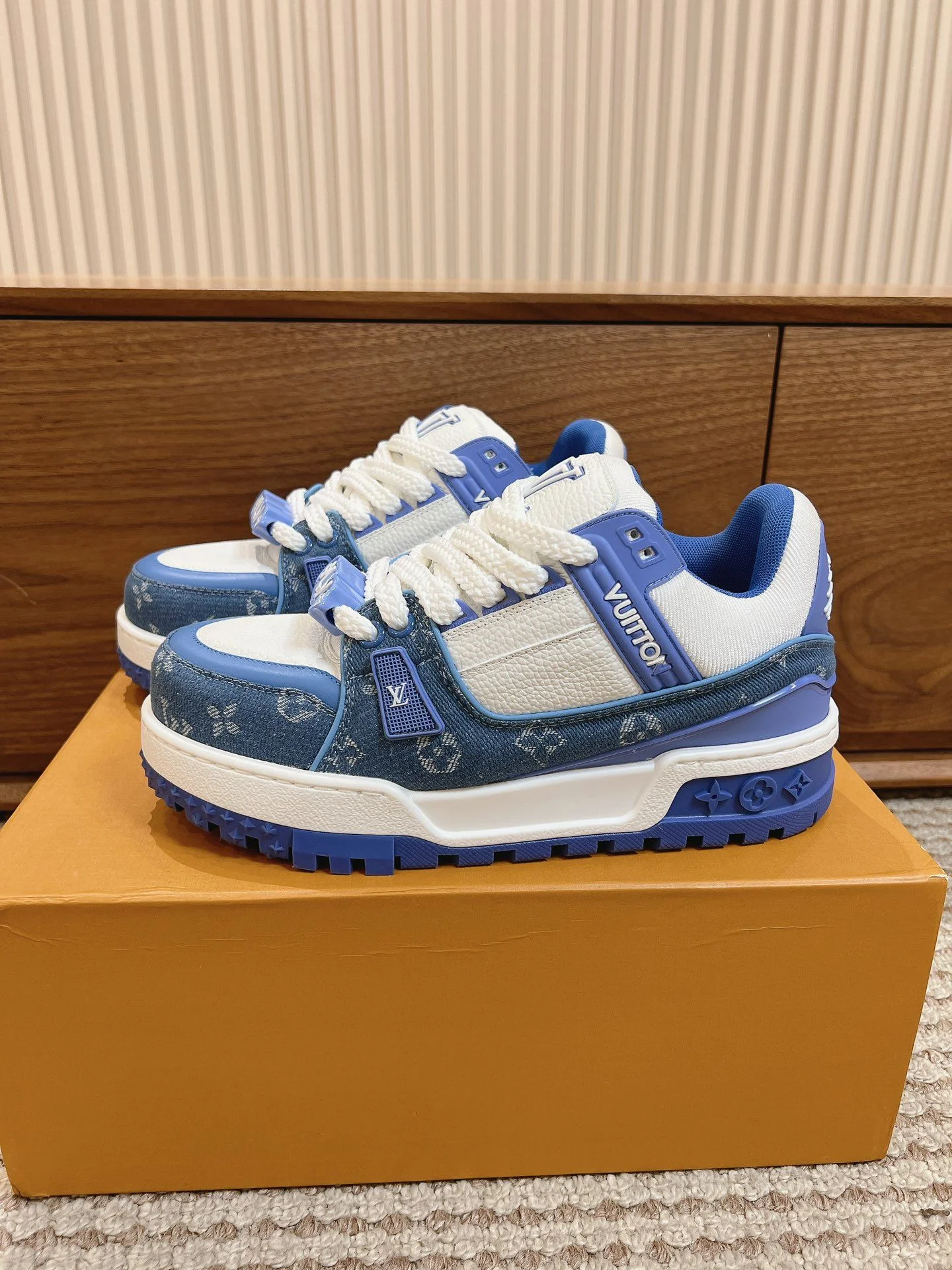High accuracy Louis Vuitton Trainer Sneaker
