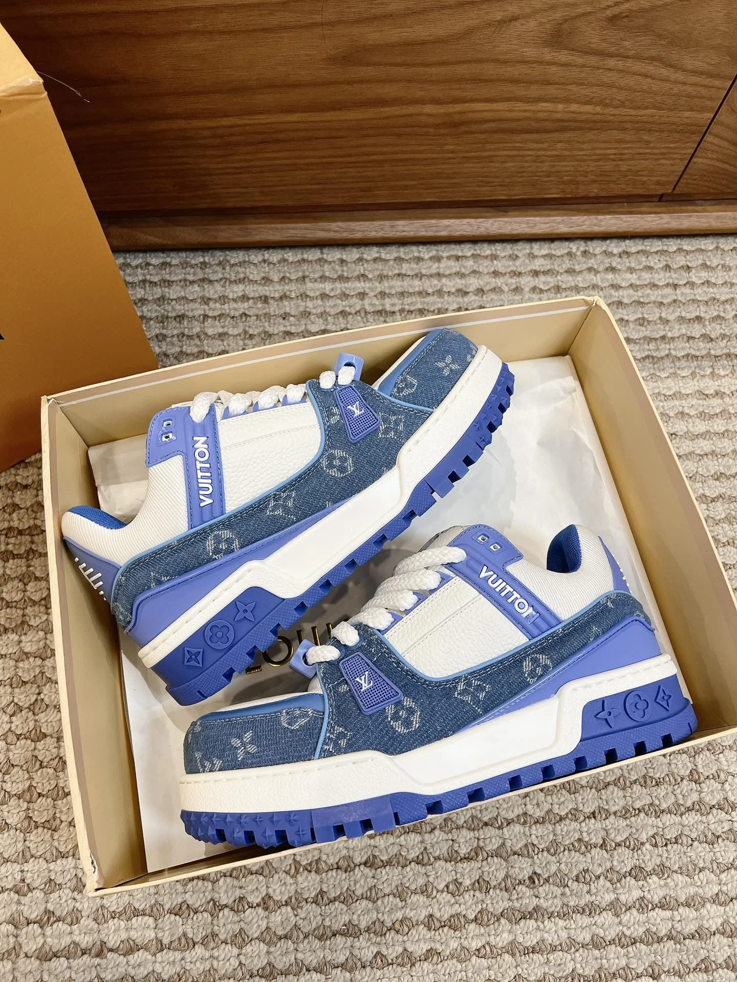 High accuracy Louis Vuitton Trainer Sneaker