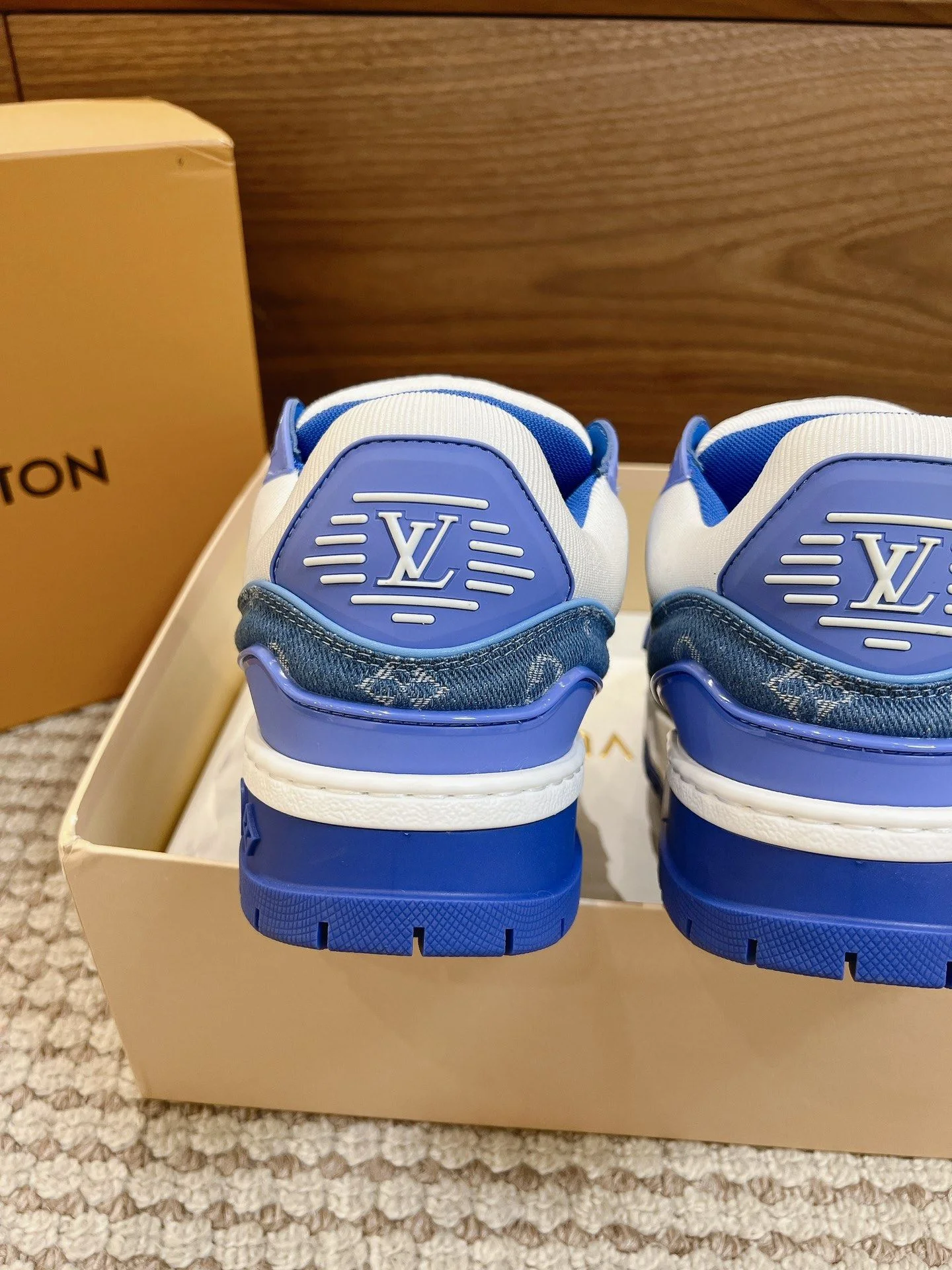 High accuracy Louis Vuitton Trainer Sneaker
