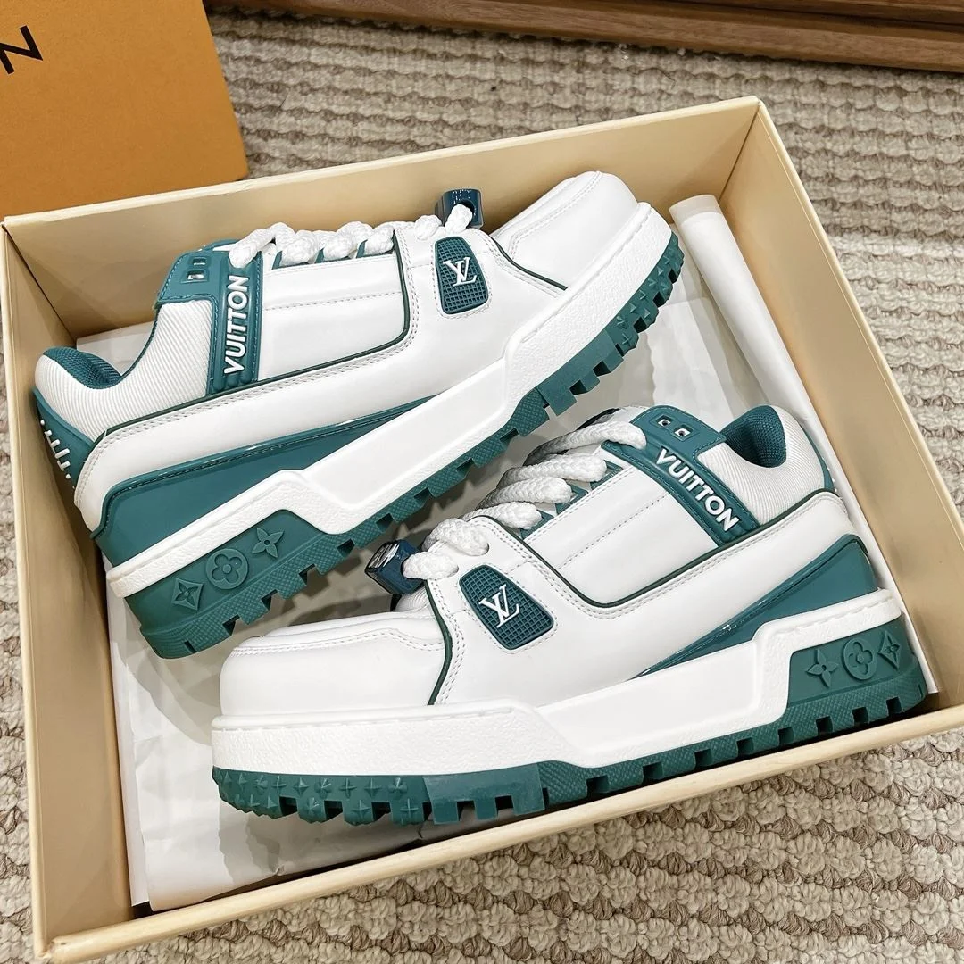Reasonably priced Louis Vuitton Trainer Sneaker