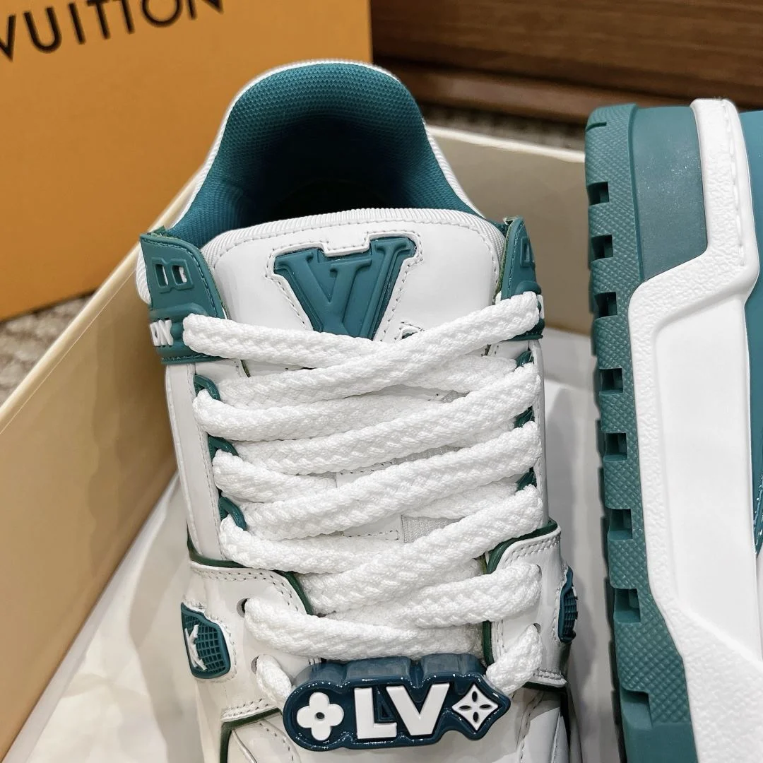 Reasonably priced Louis Vuitton Trainer Sneaker