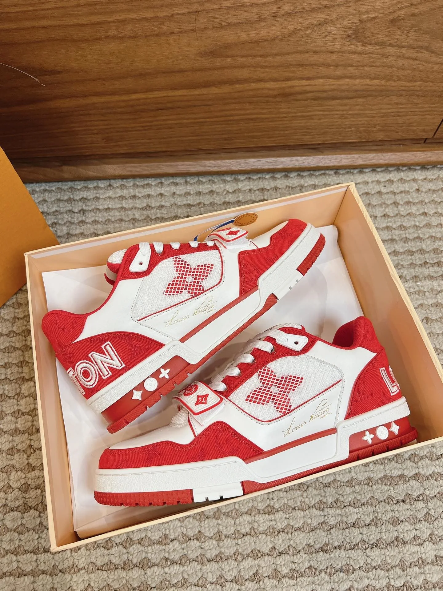 Mirror quality Louis Vuitton Trainer Sneaker