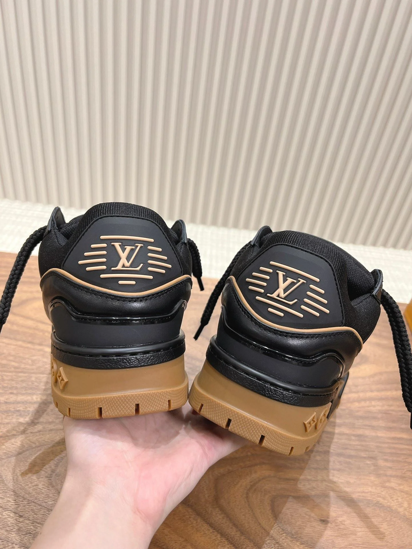 Low-cost Louis Vuitton Trainer Sneaker