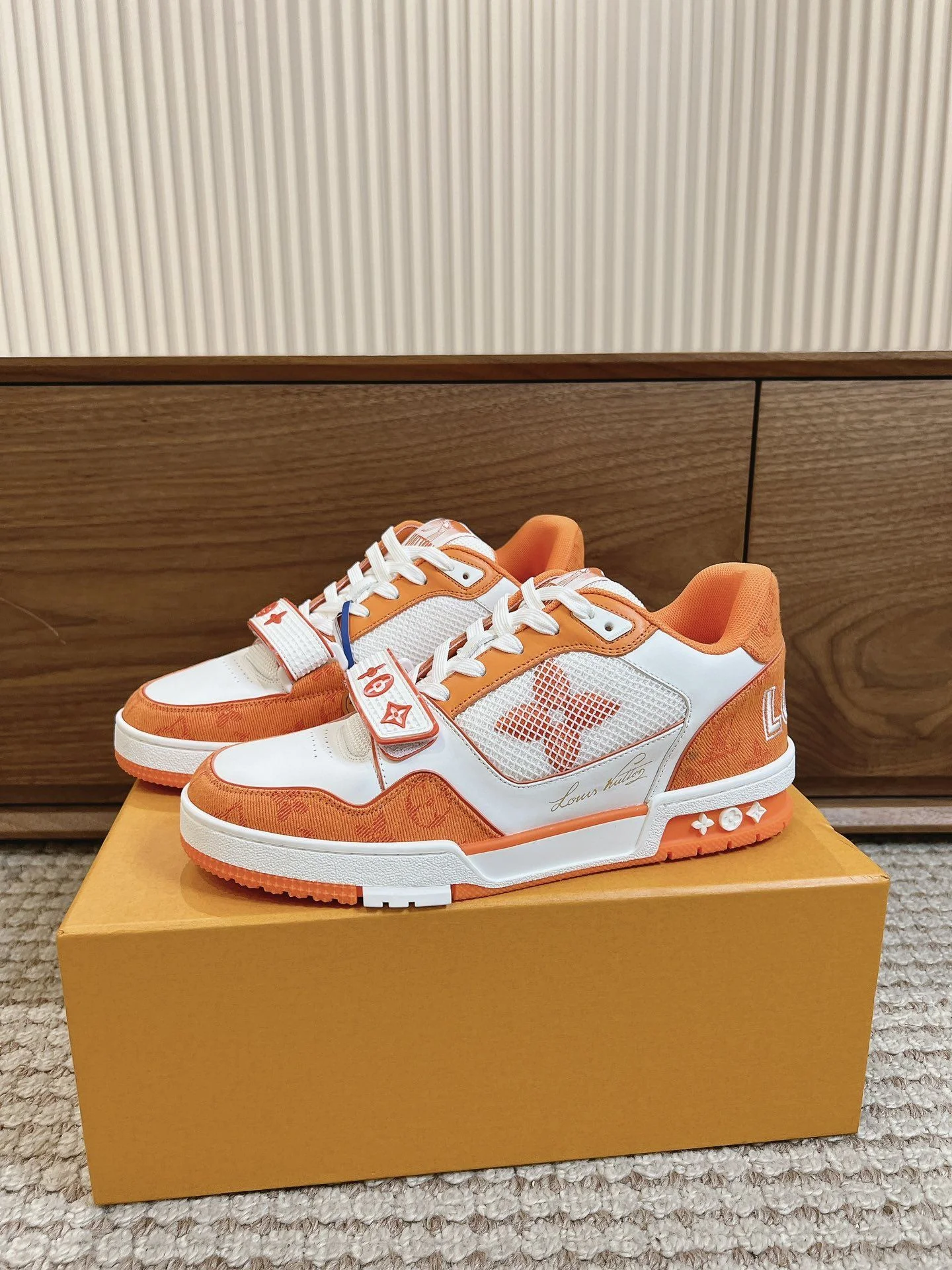 Inexpensive Louis Vuitton Trainer Sneaker