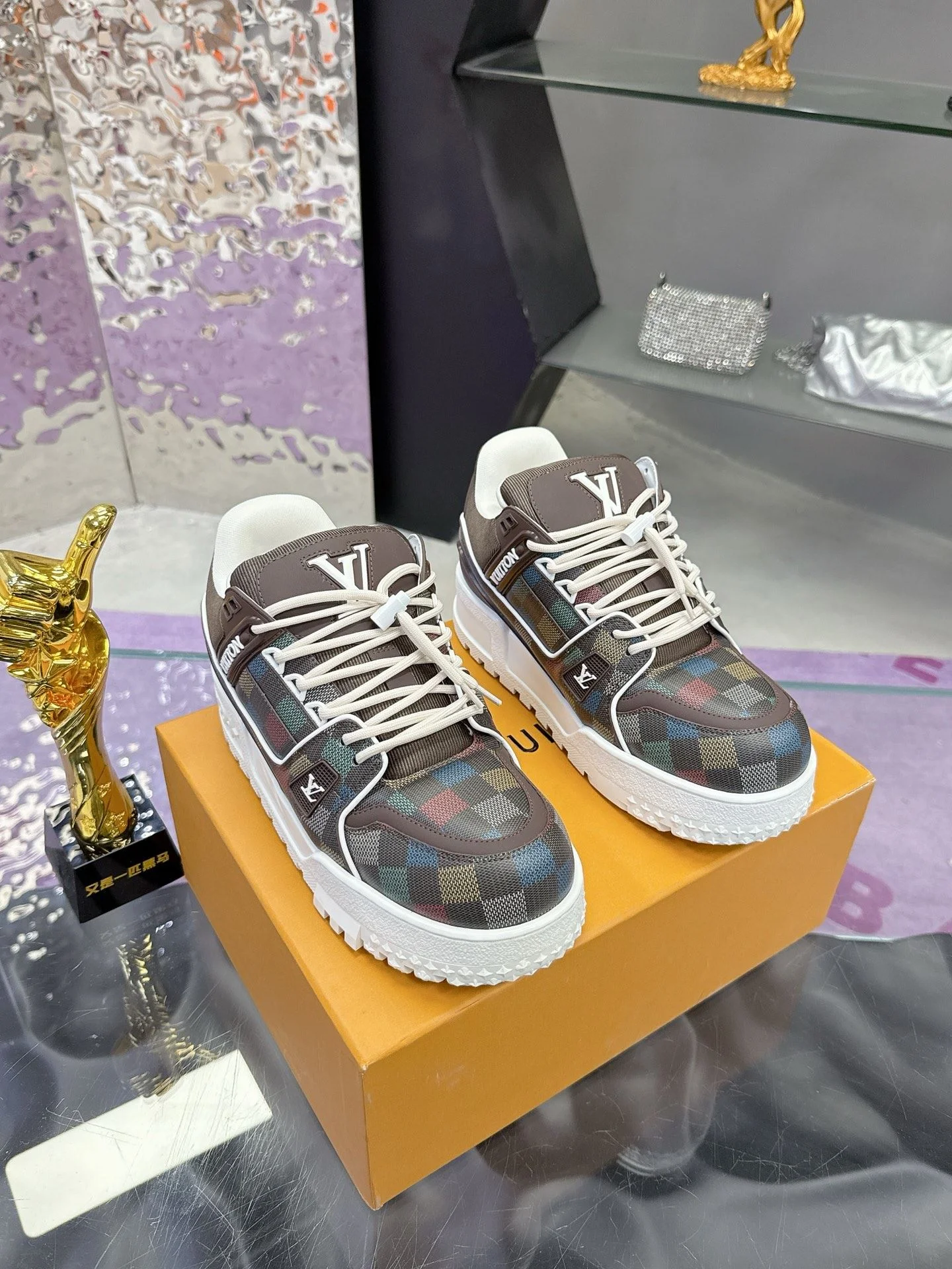 Affordable Louis Vuitton Trainer Sneaker