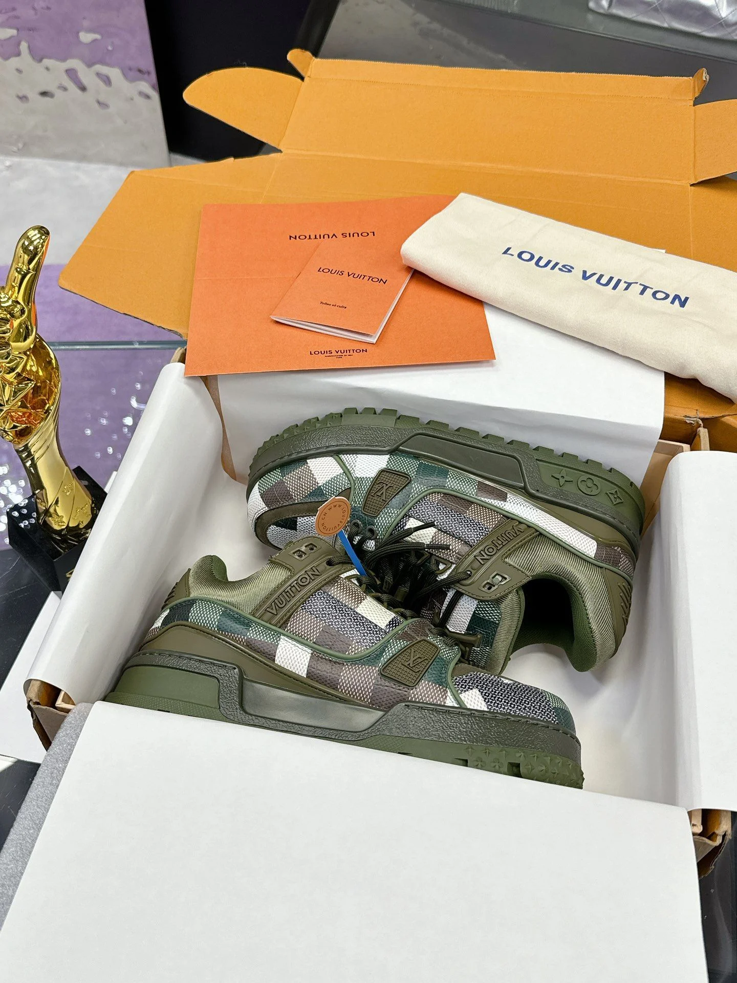 Louis Vuitton Trainer Sneaker