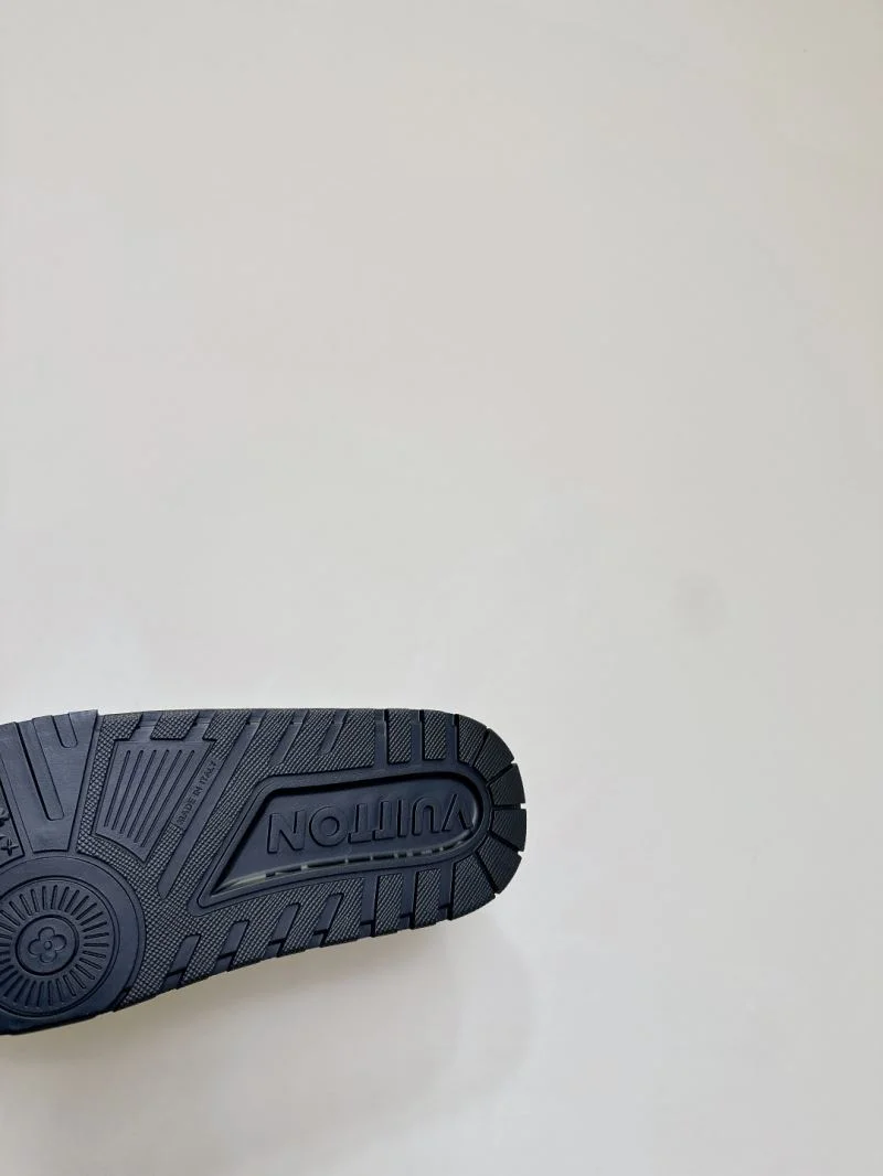 Brand-authenticated Louis Vuitton Trainer Sneaker