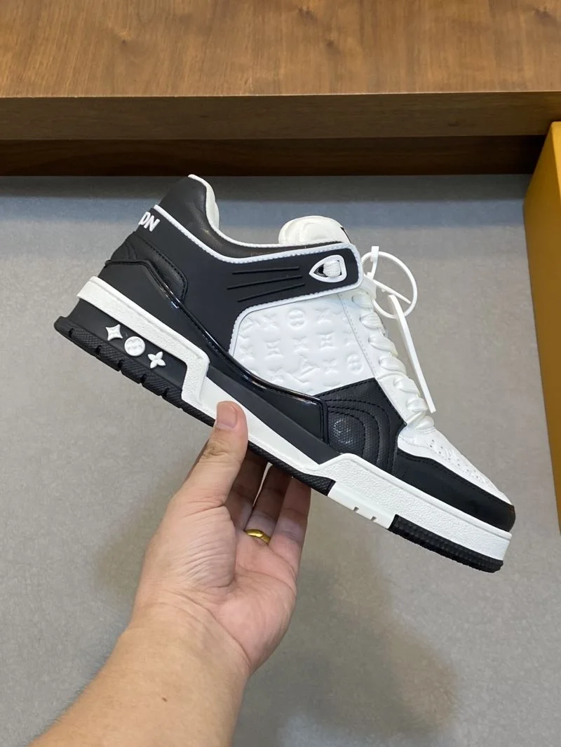 Official Louis Vuitton Trainer Sneaker