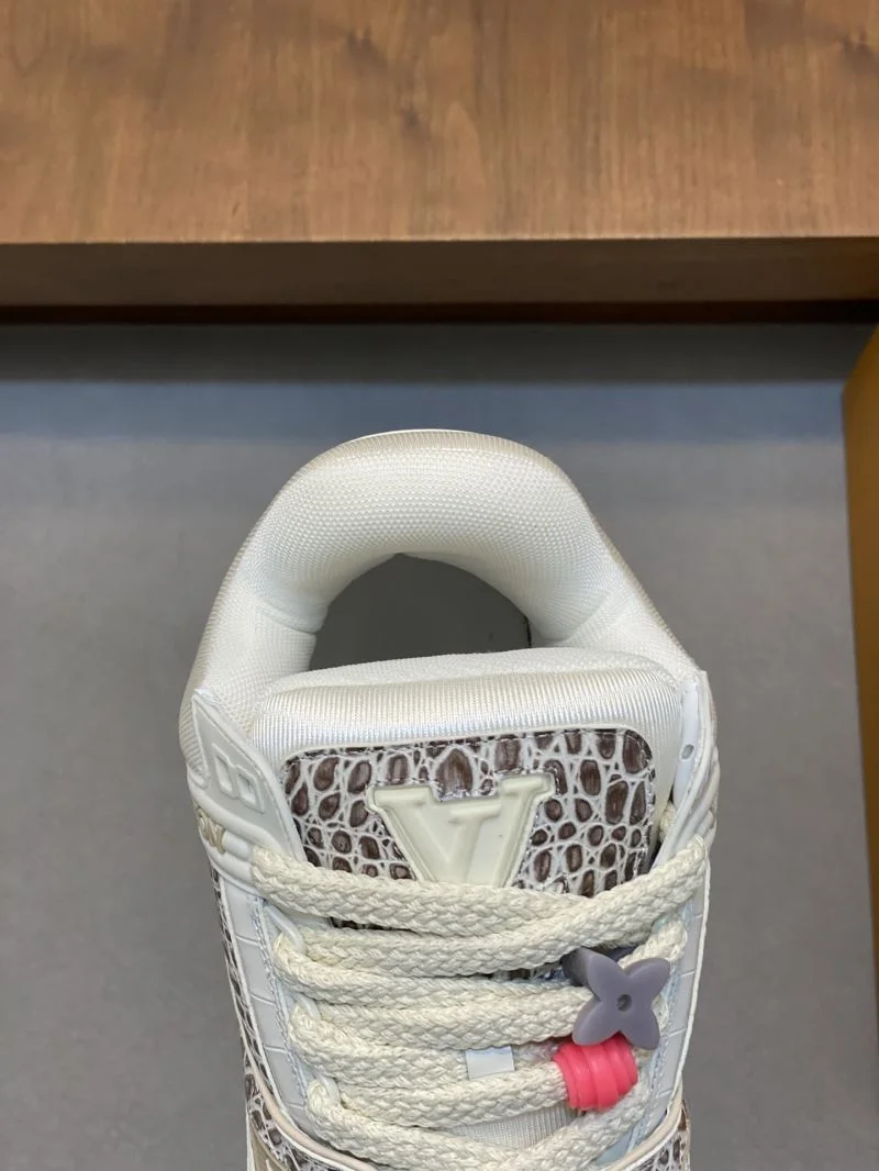 Bargain Louis Vuitton Trainer Sneaker